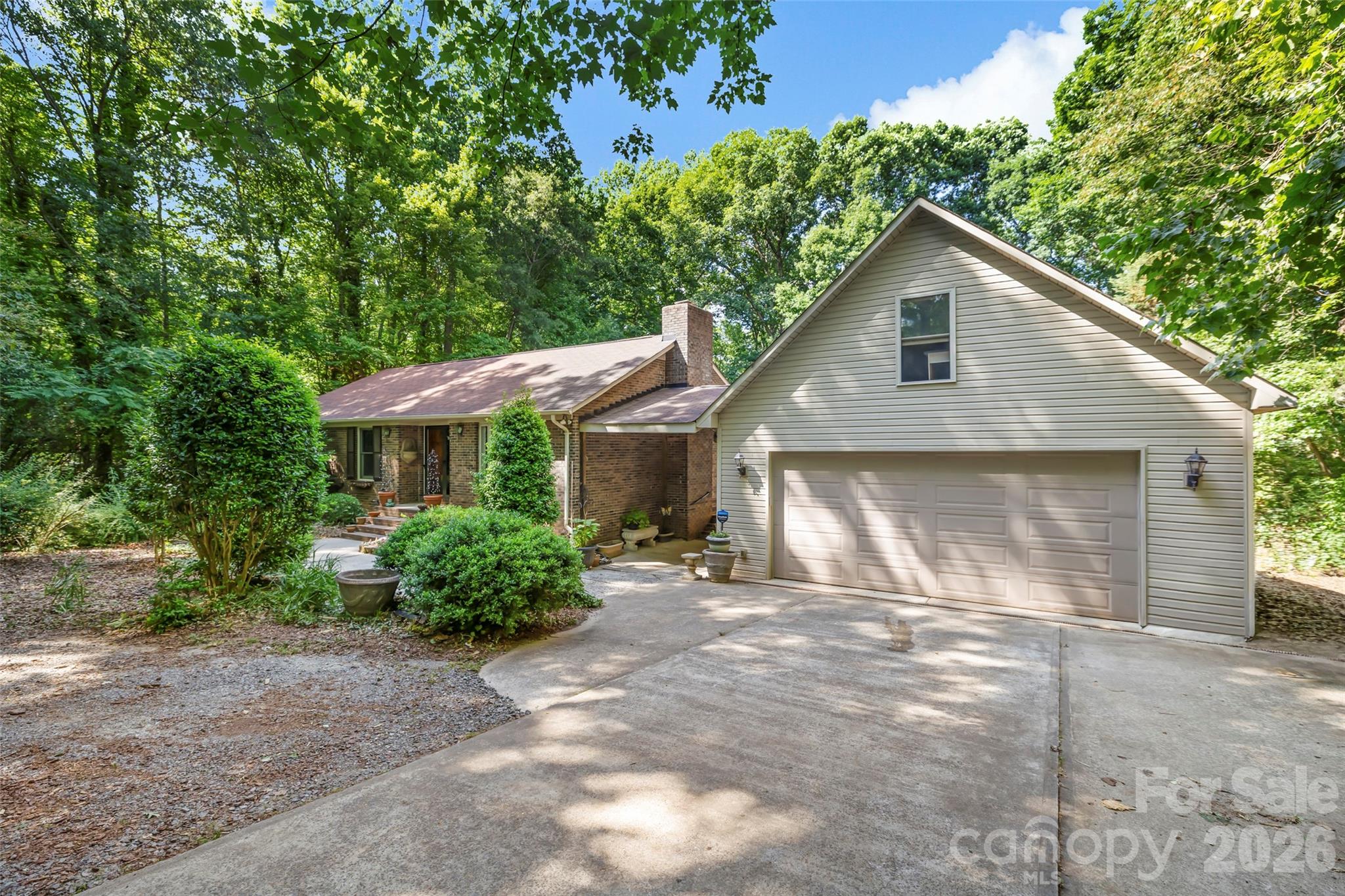 195 Thousand Oaks Road, Indian Land, SC - photo 2 of 38