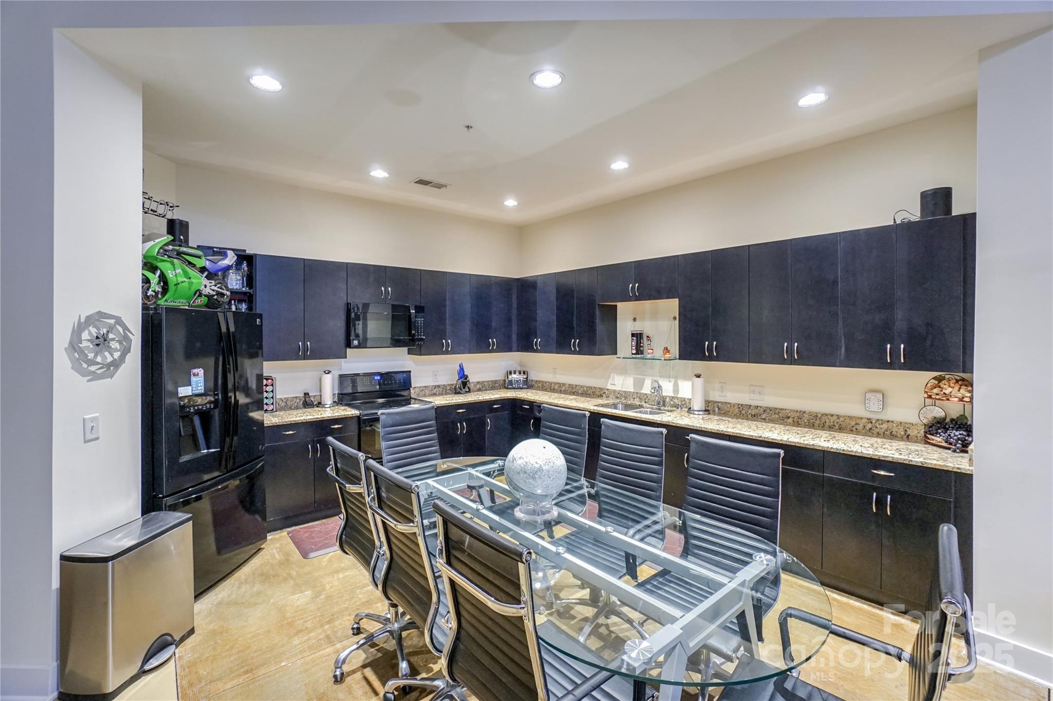 Photo 23 of 929 Westmere Avenue, Charlotte, NC