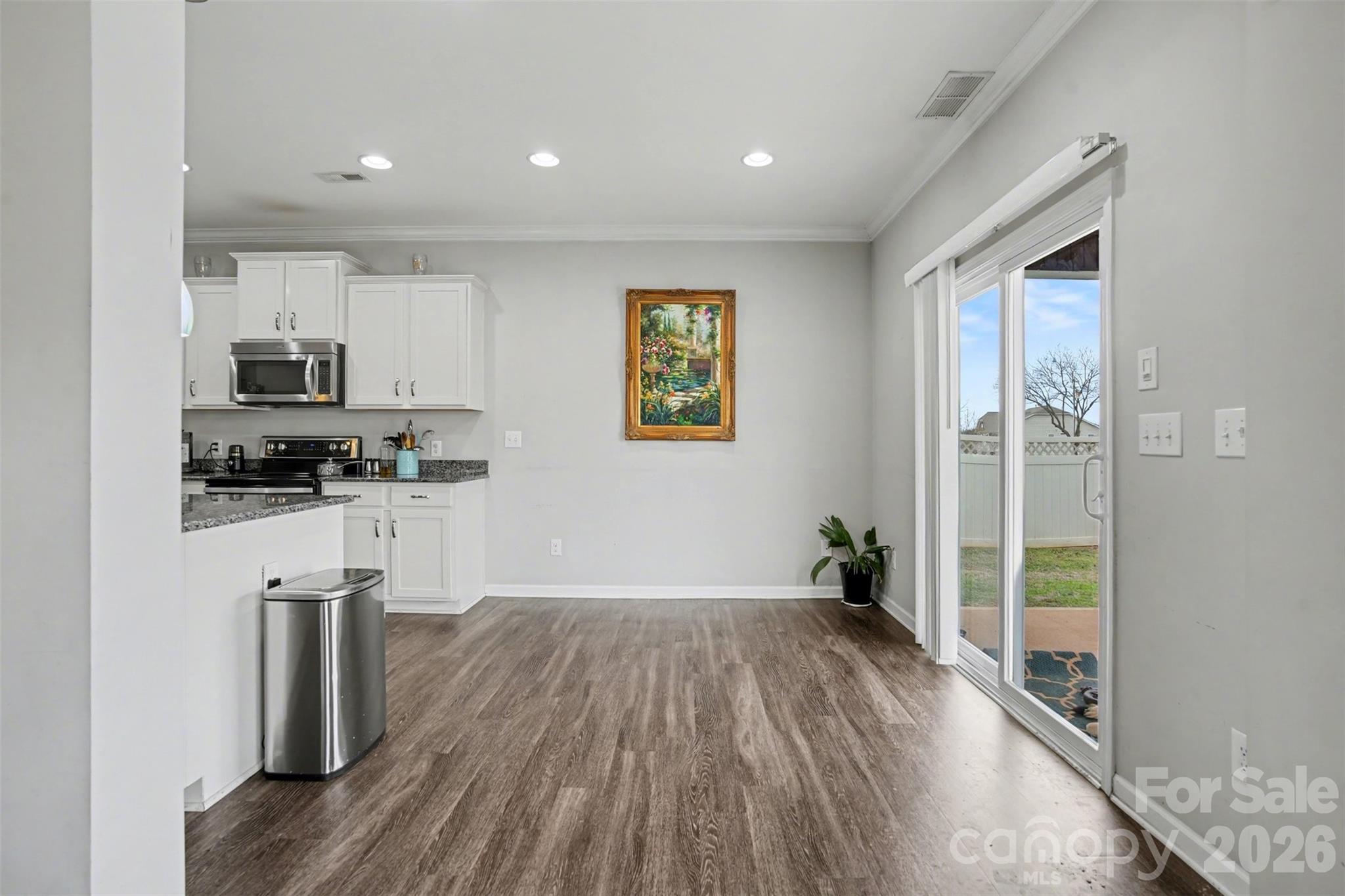 Photo 8 of 10916 Tower Oak Drive, Charlotte, NC