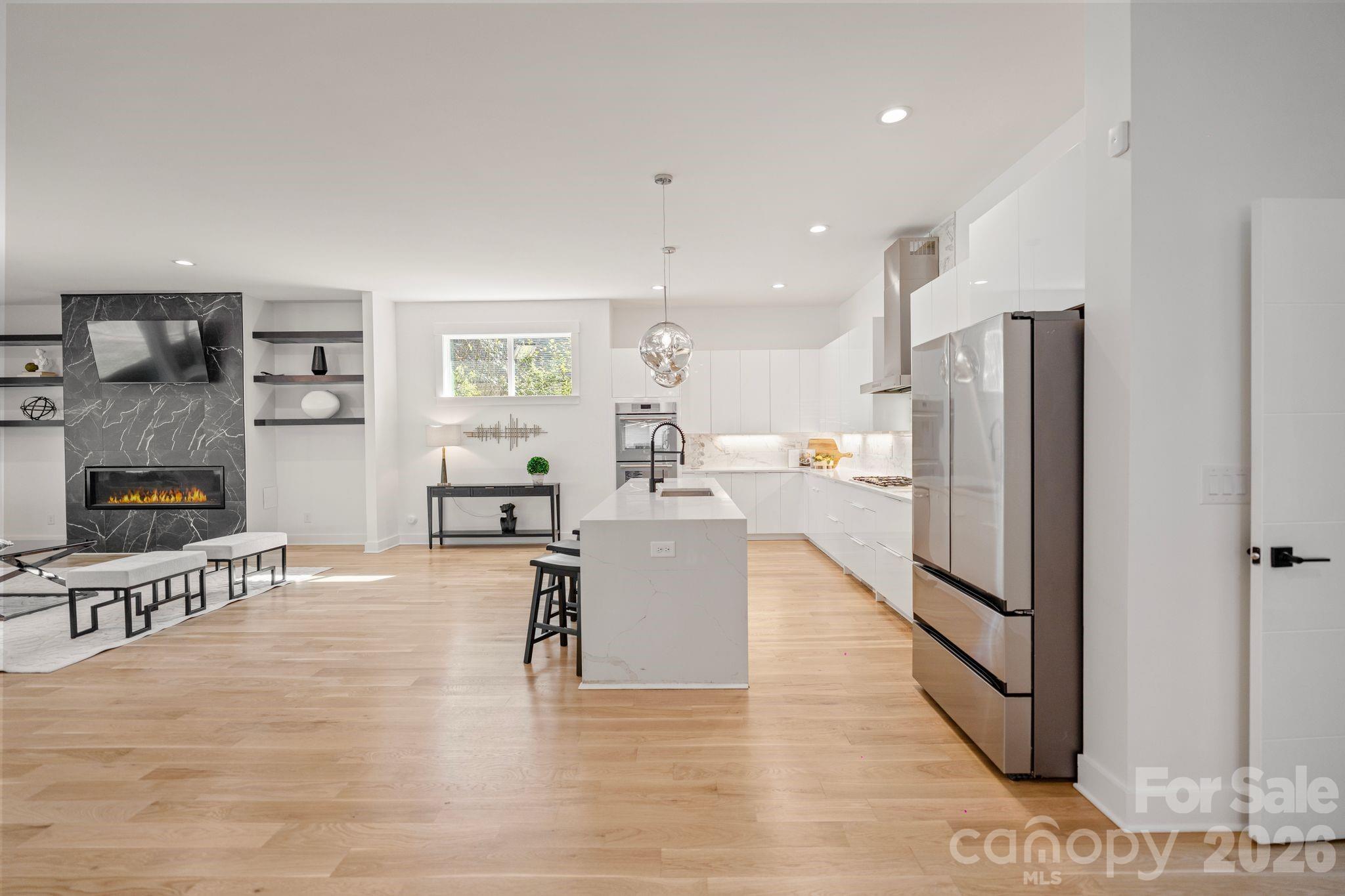 Photo 9 of 3008 Holt Street, Charlotte, NC