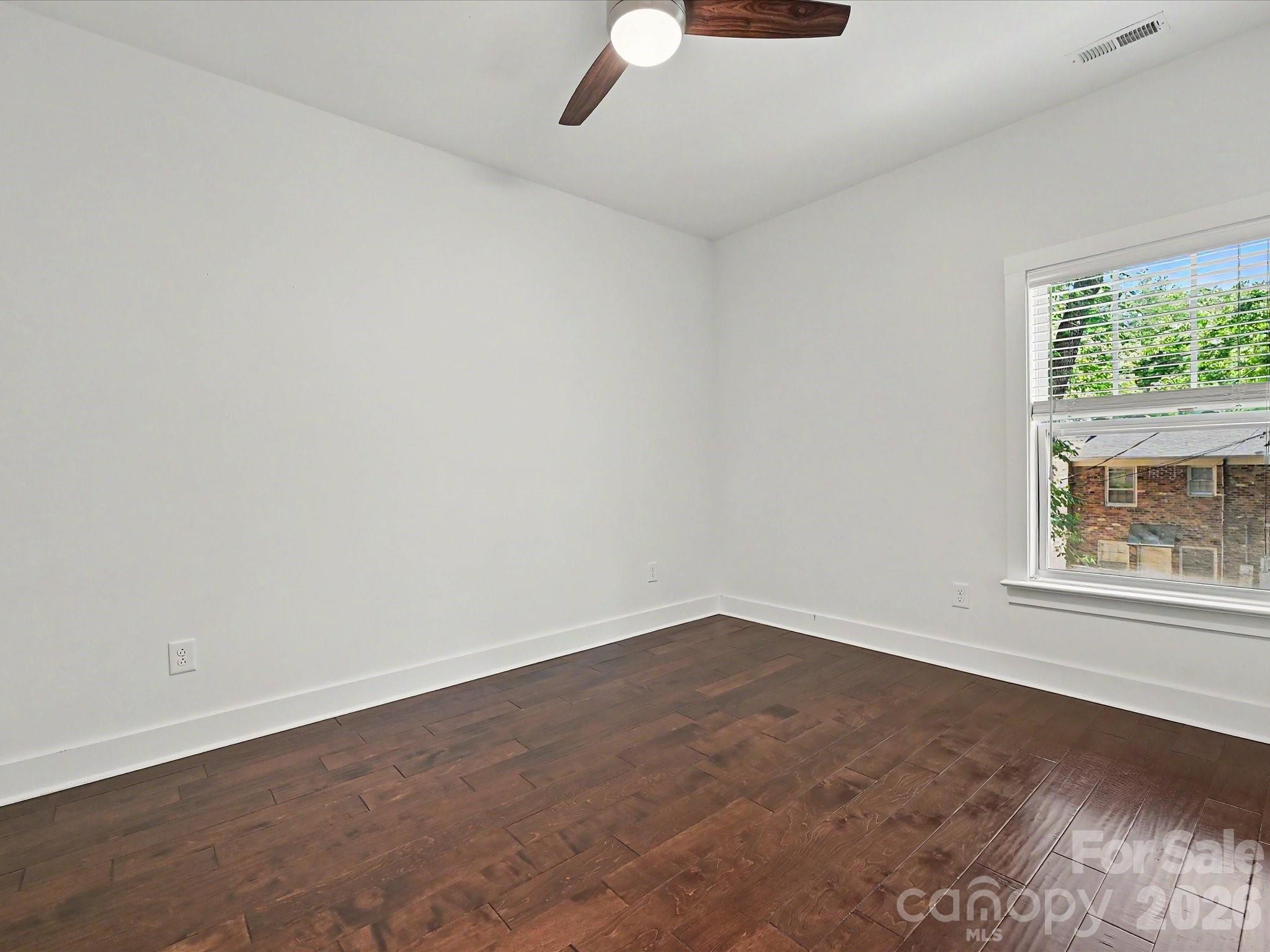1216 Lomax Avenue, Charlotte, NC - photo 27 of 38