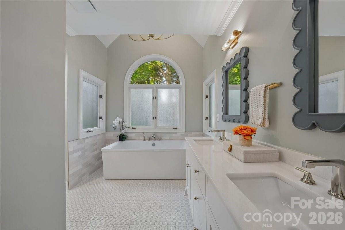 Photo 25 of 5631 Colony Road, Charlotte, NC
