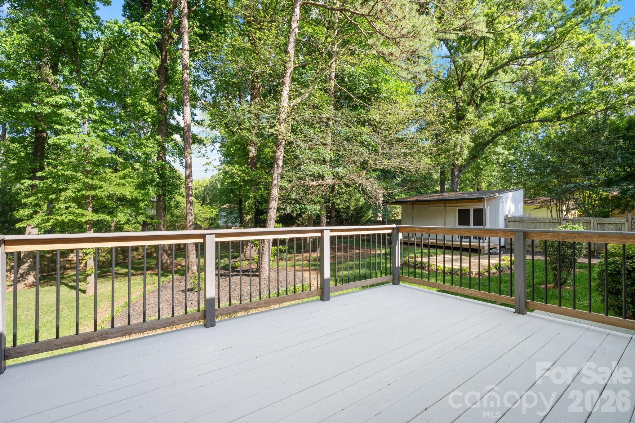 14214 Honeysuckle Ridge Drive, Matthews, NC - photo 26 of 47