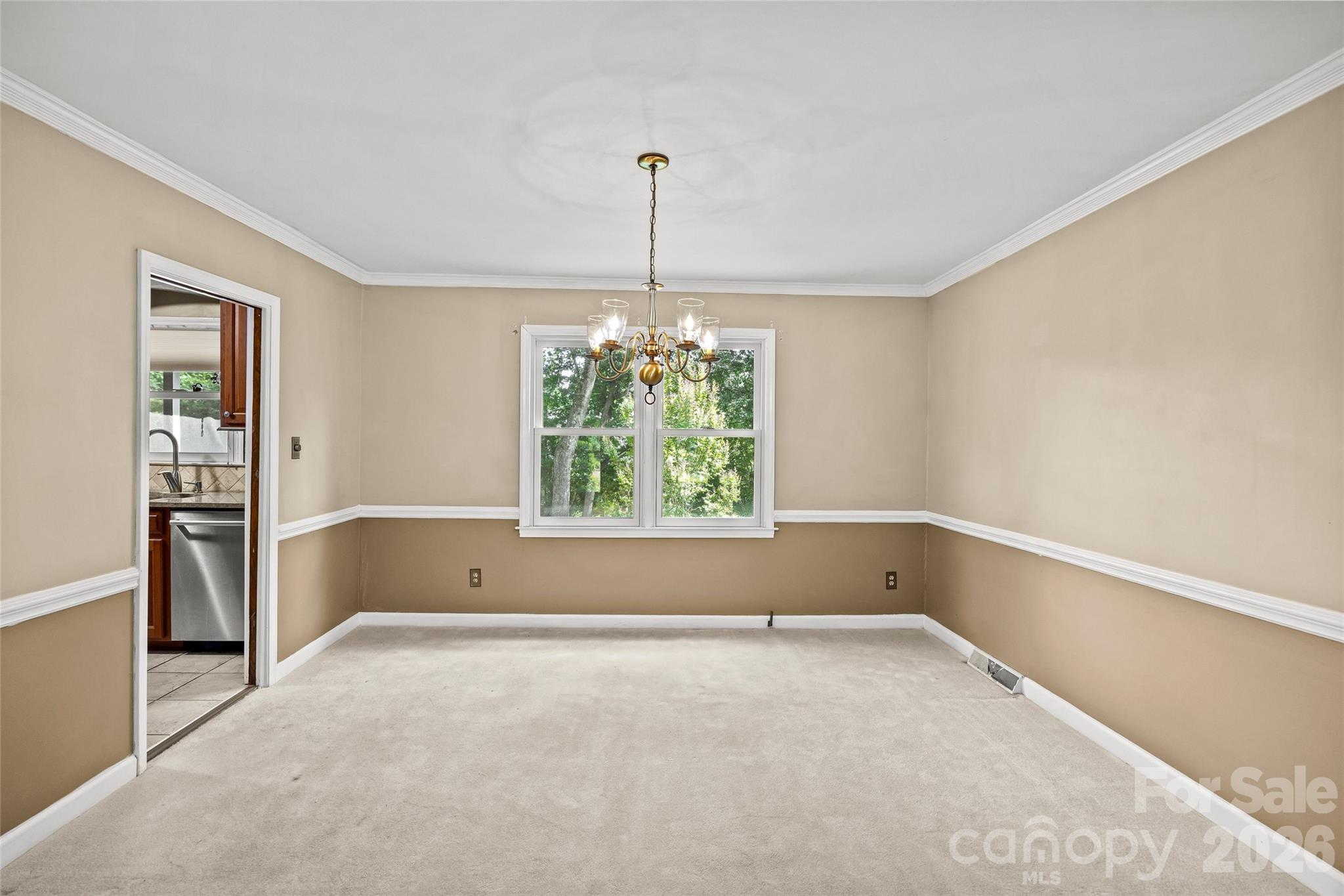 Home for sale at 7201 Hopeton Road, Charlotte, NC — photo 12 of 48