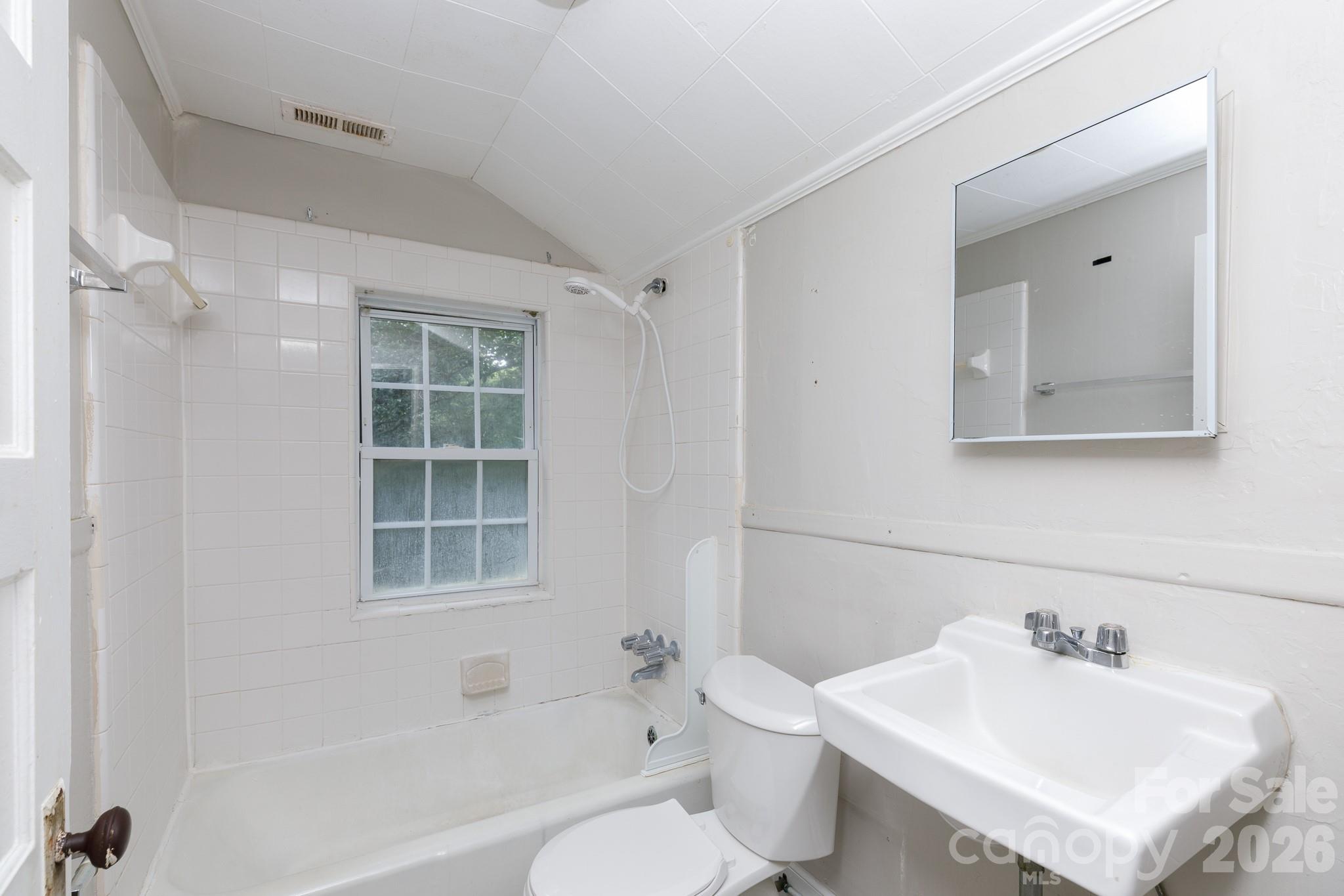 Photo 6 of 3516 Eastway Drive, Charlotte, NC