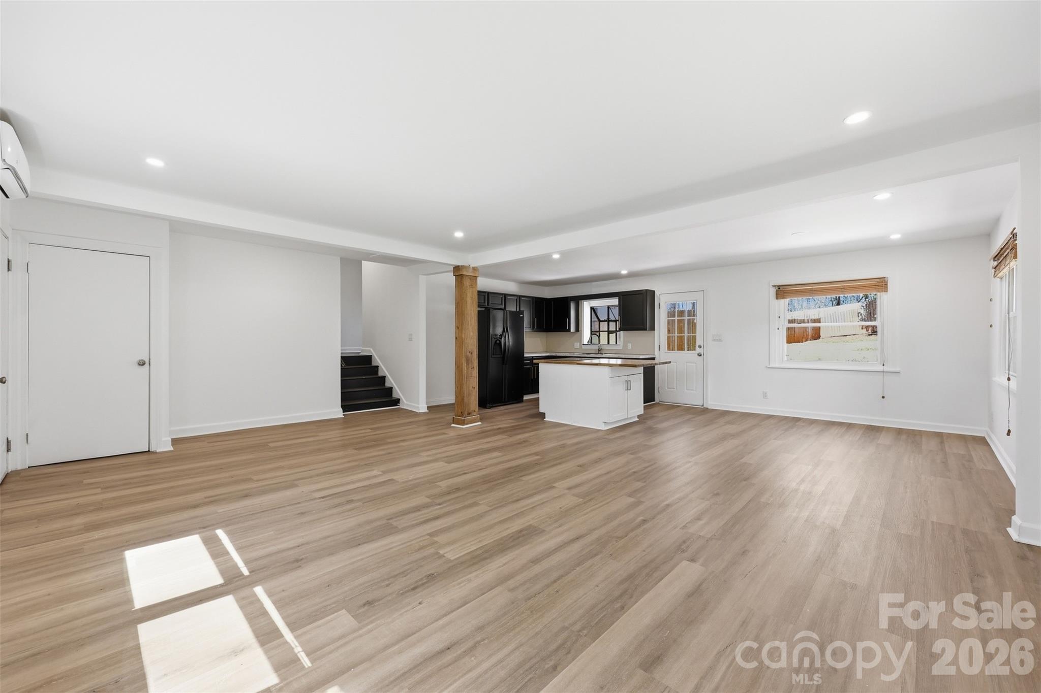 Photo 4 of 4920 Bright Road, Charlotte, NC