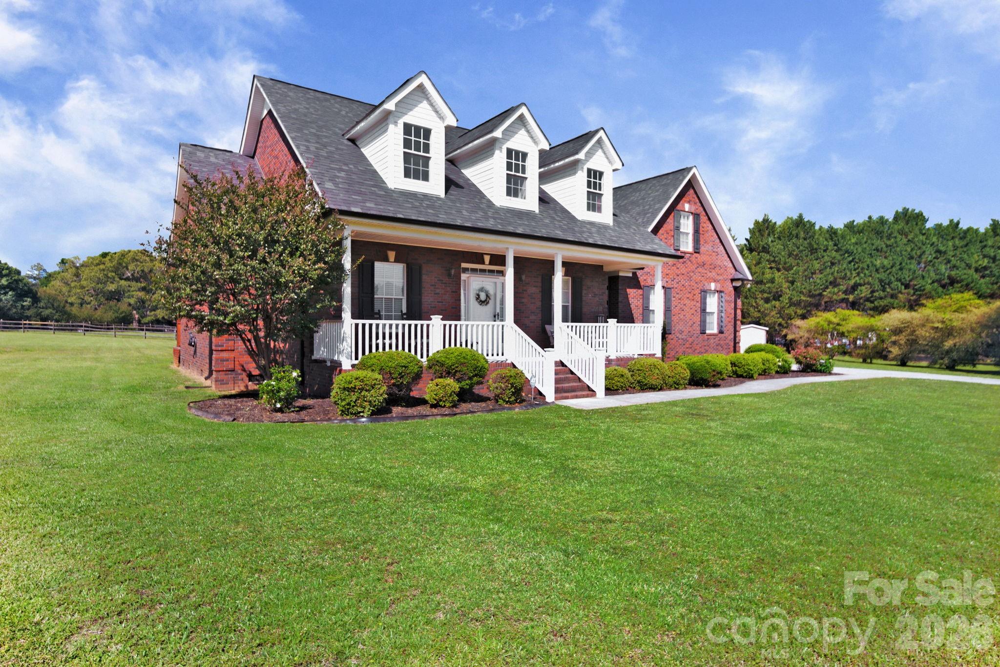 2318 Cardinal Ridge Lane, Wingate, NC - photo 4 of 47