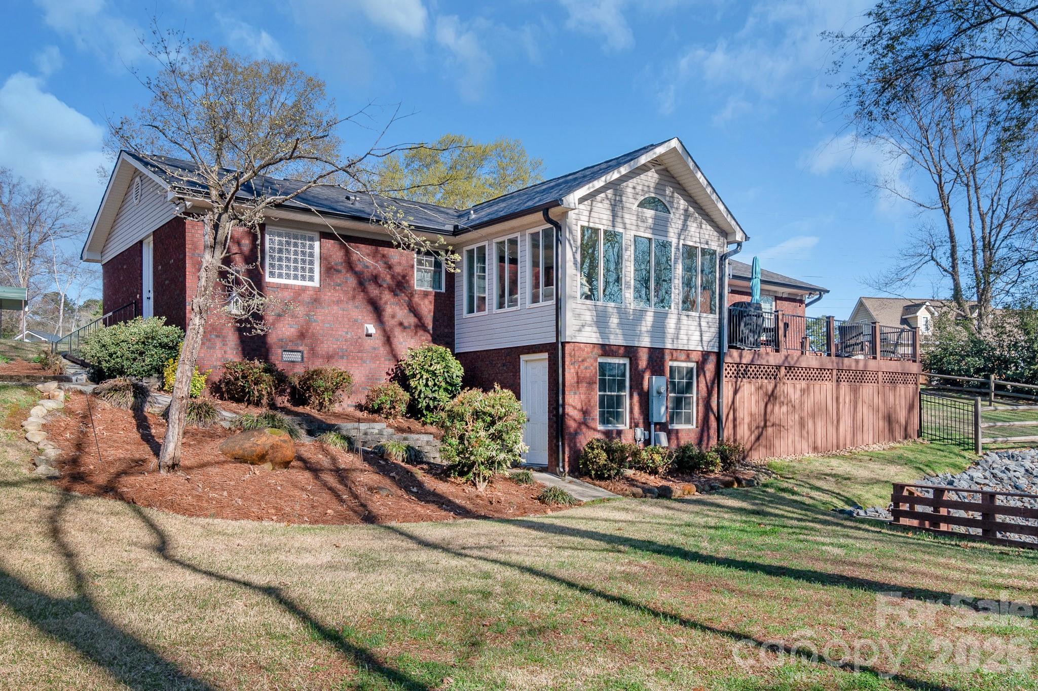 572 Acorn Acres Road, Norwood, NC