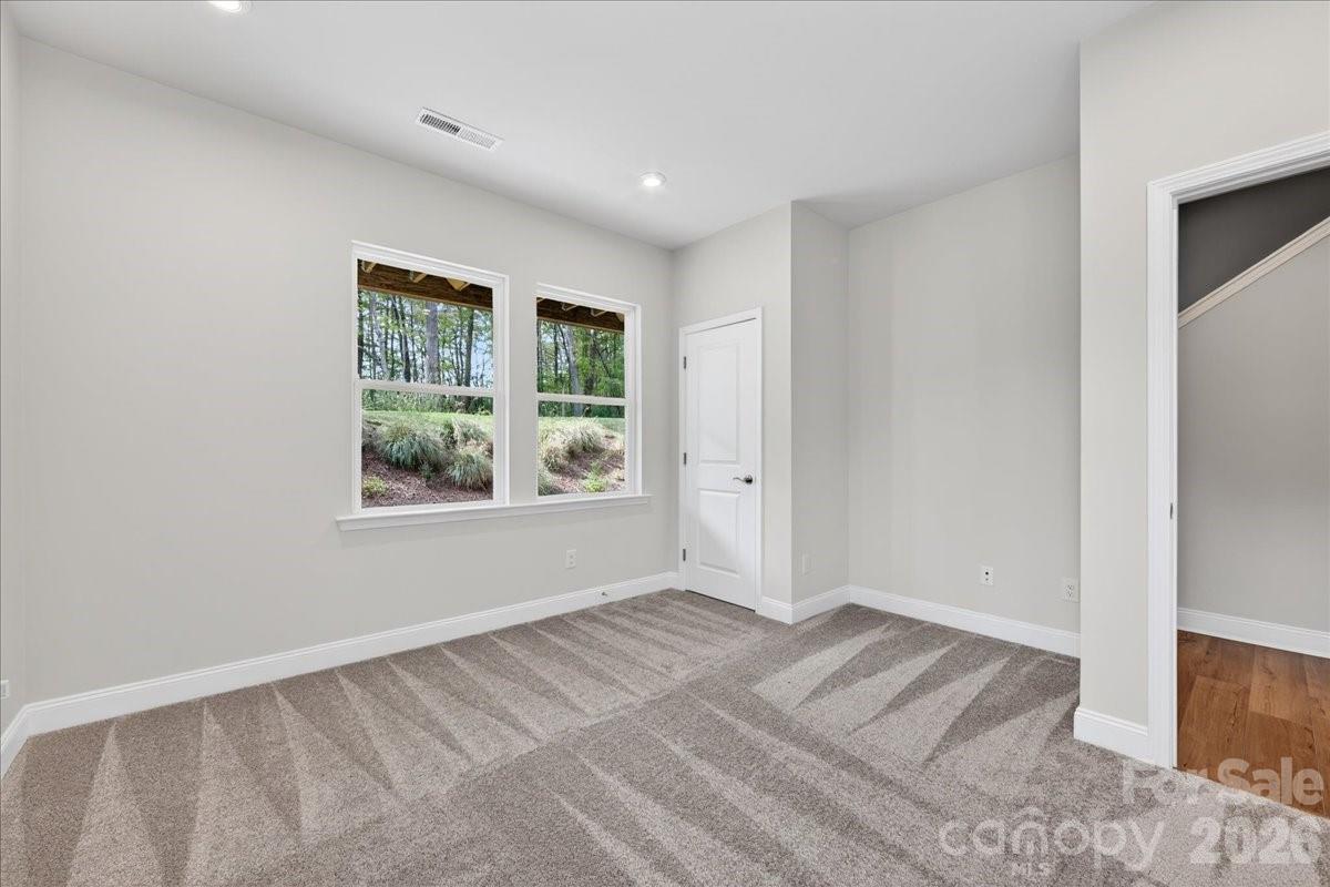 Photo 8 of 7921 Cedarsmith Court, Charlotte, NC