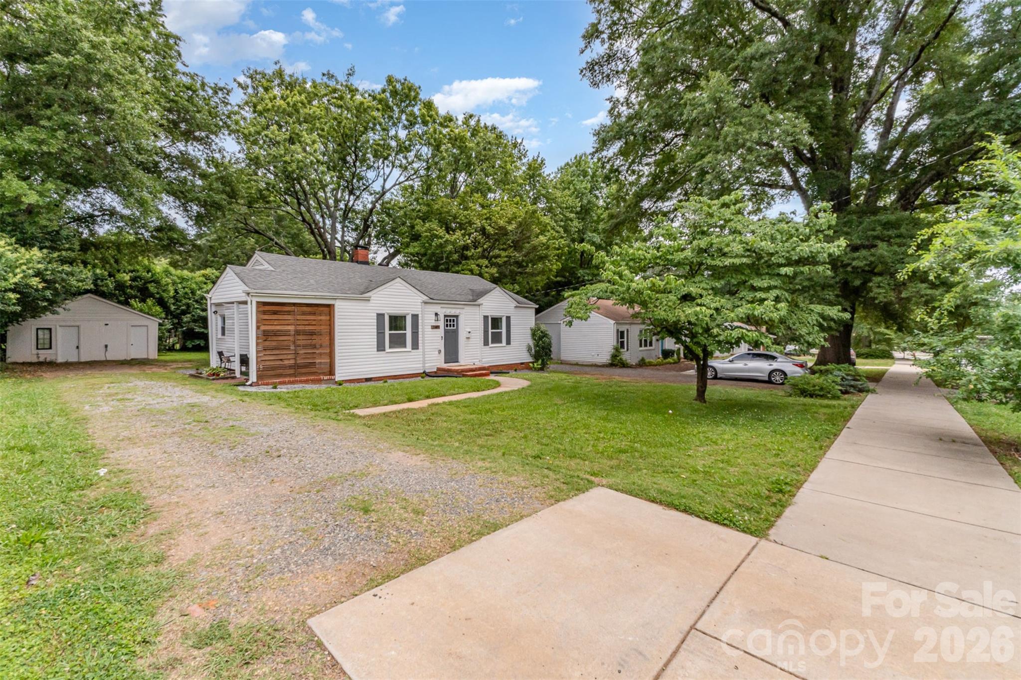 Photo 2 of 2601 Ashley Road, Charlotte, NC