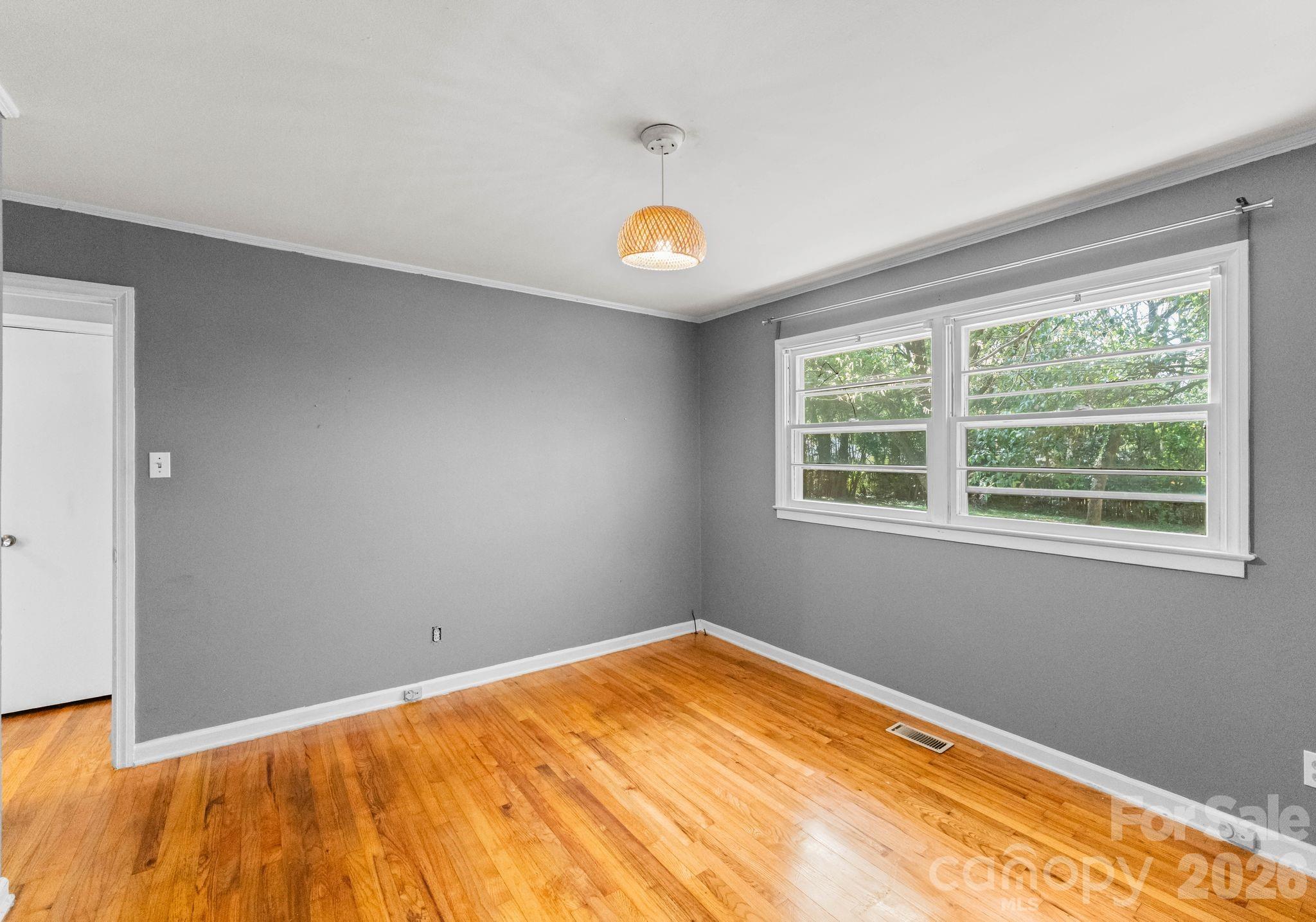 1136 E Woodlawn Road, Charlotte, NC - photo 31 of 48