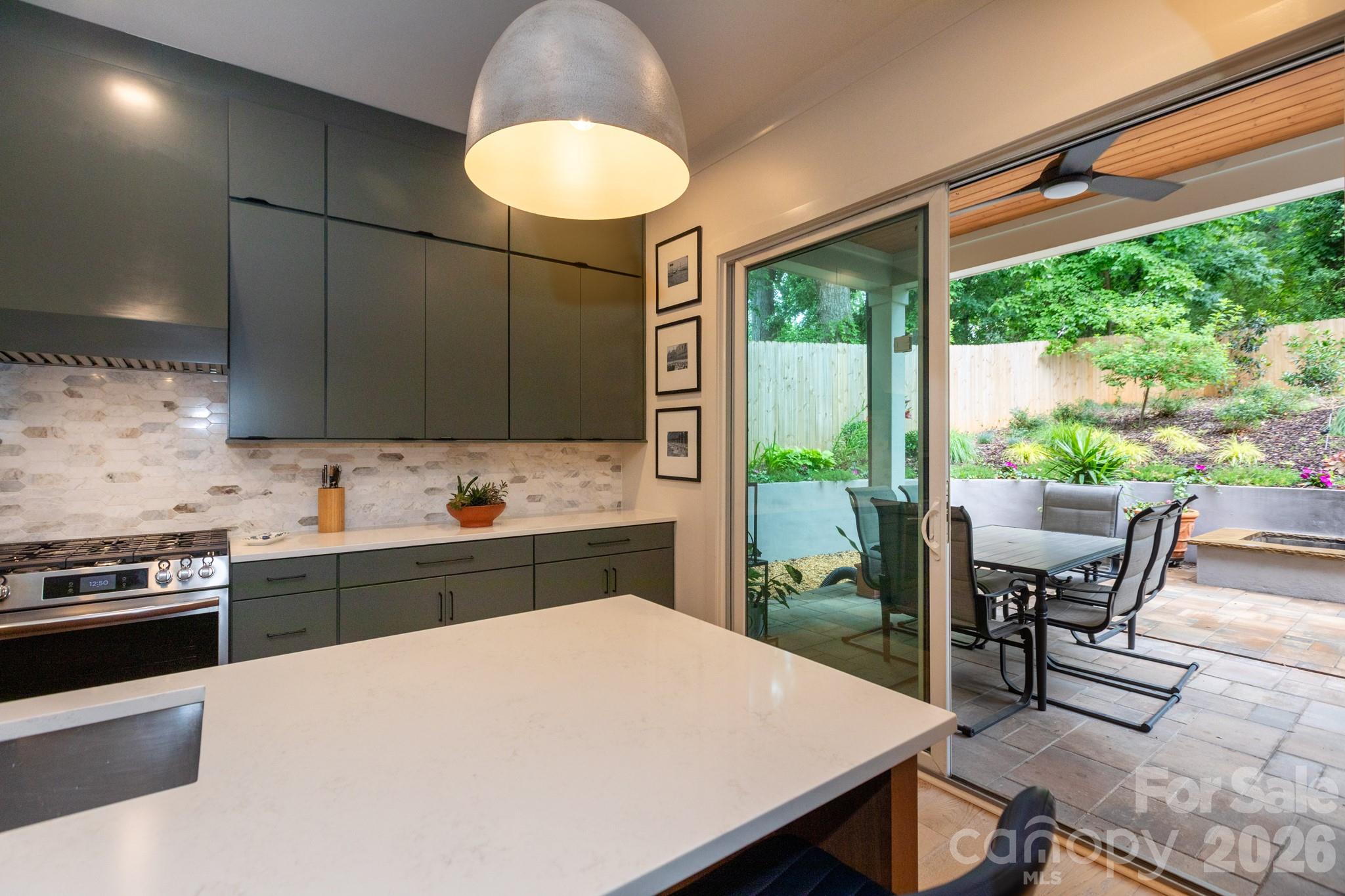 Photo 17 of 1602 Herrin Avenue, Charlotte, NC