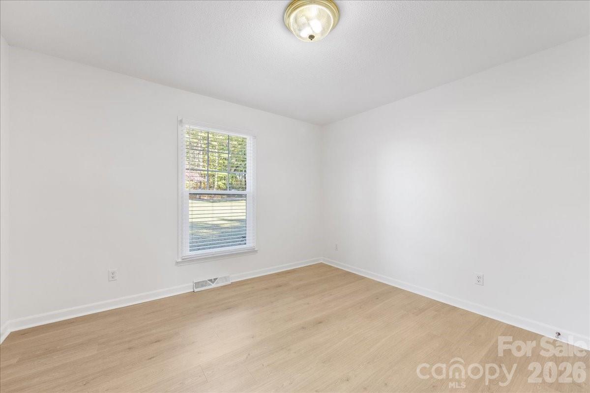 Photo 21 of 1840 Stoneyridge Drive, Charlotte, NC