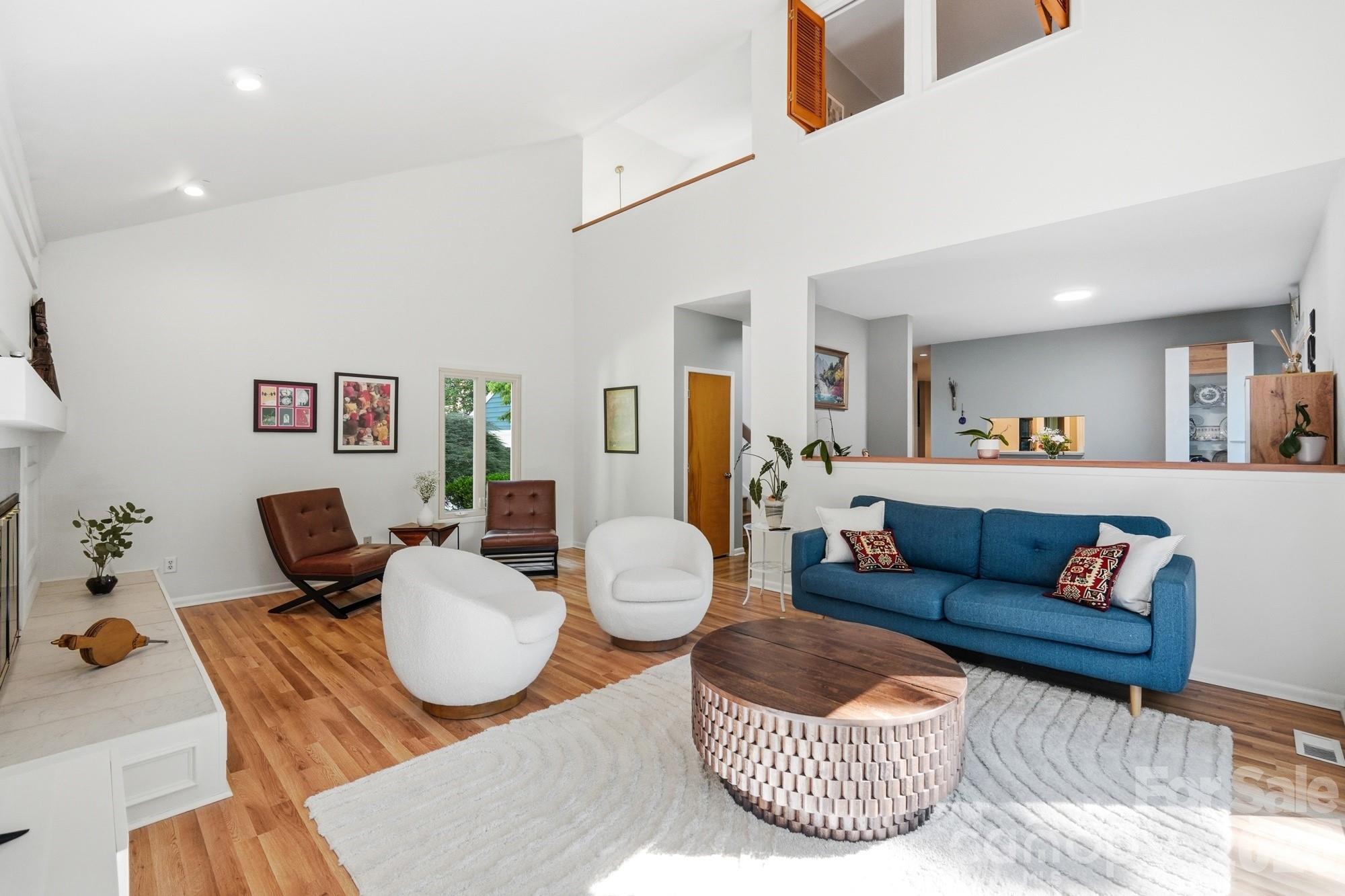 7045 Burlwood Road, Charlotte, NC - photo 10 of 49