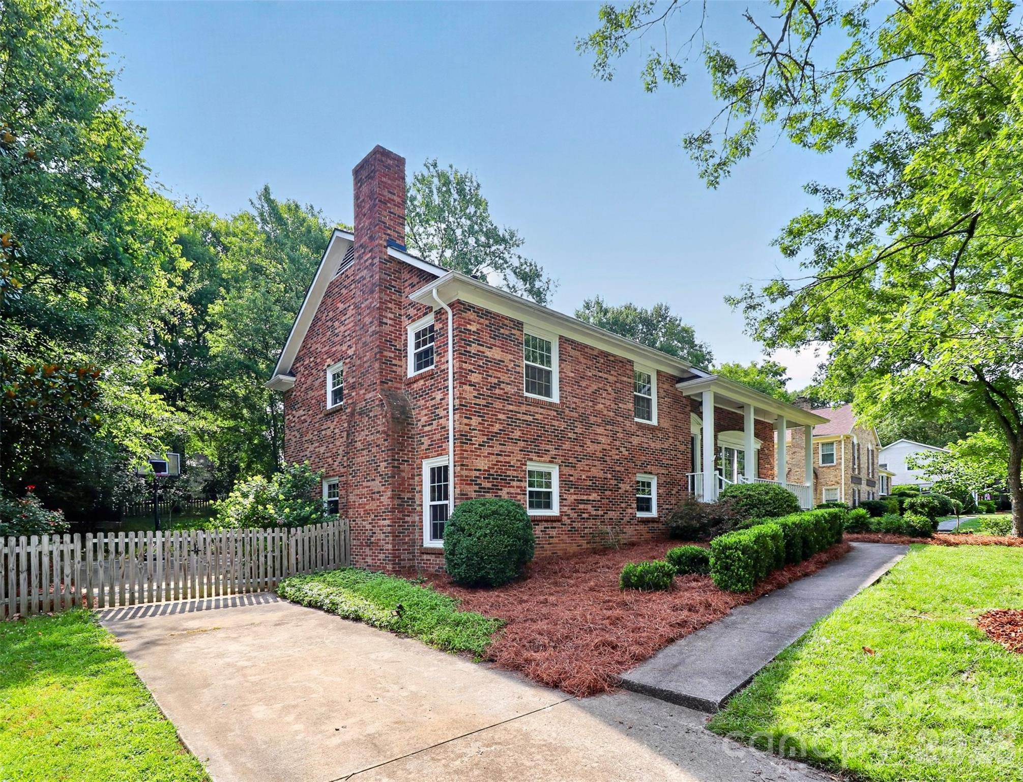 Photo 40 of 6725 Windyrush Road, Charlotte, NC
