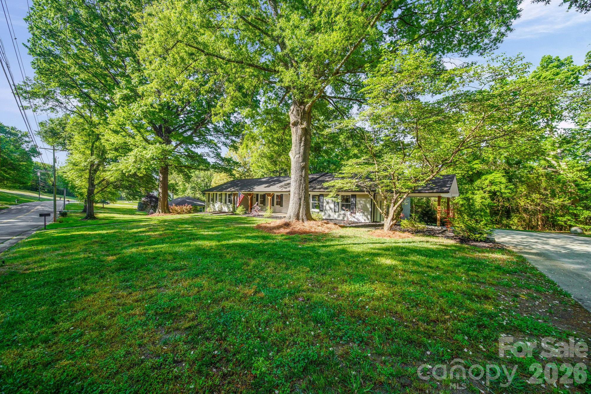 Photo 3 of 570 Crestside Drive SE, Concord, NC