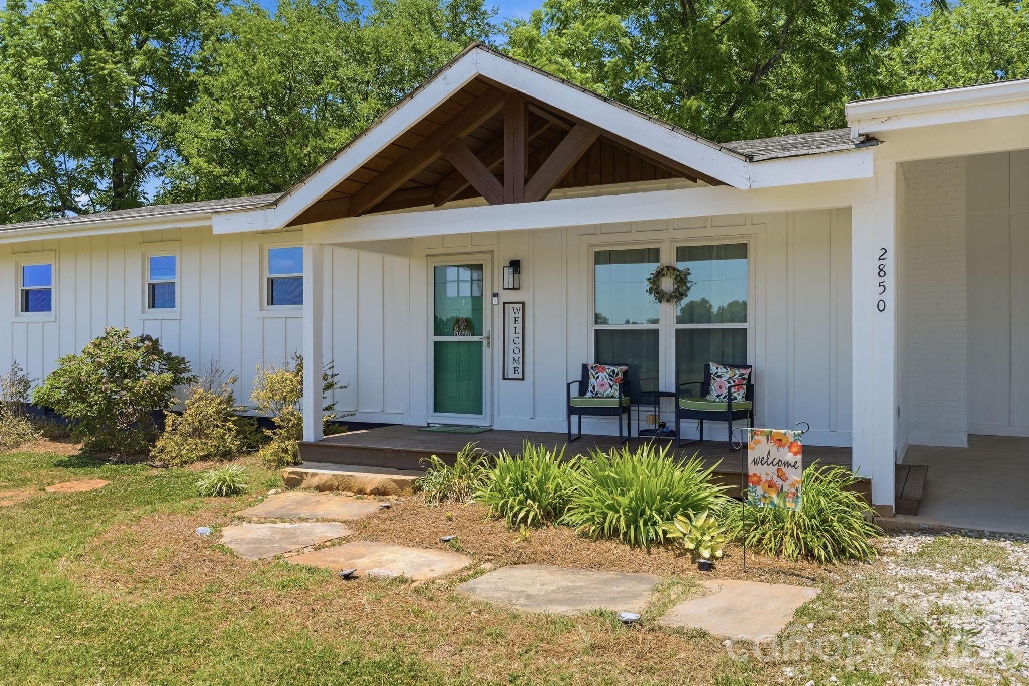 2850 Mathis Church Road, Catawba, NC - photo 1 of 48