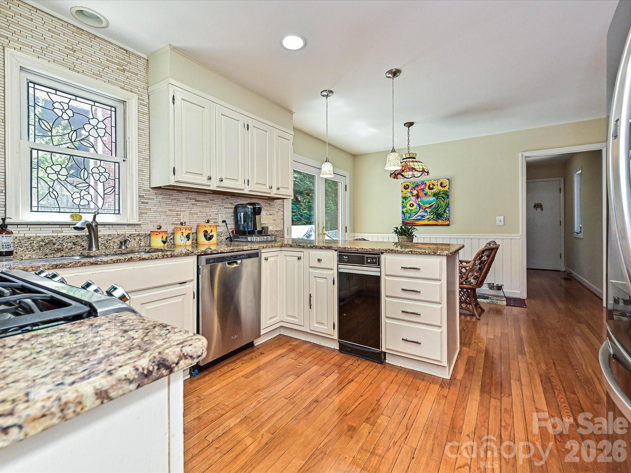 Photo 18 of 5203 Rustlewood Lane, Charlotte, NC
