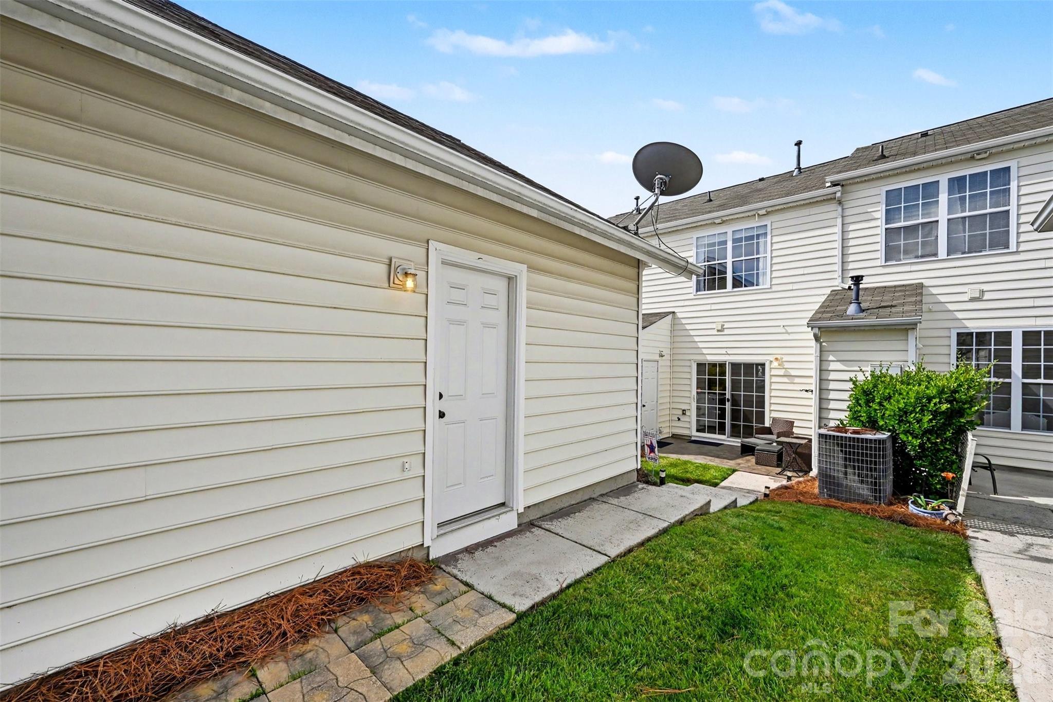 1033 Woodglen Lane, Matthews, NC - photo 25 of 37