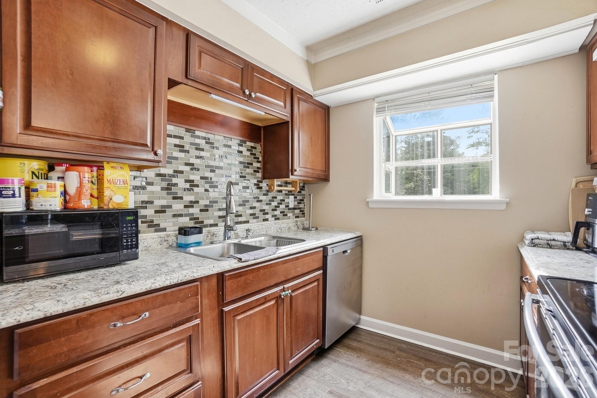 Photo 15 of 8501 Pine Thicket Court, Charlotte, NC