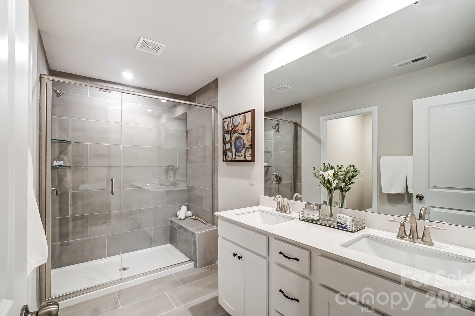 Photo 15 of 3808 Cheyney Park Drive, Charlotte, NC
