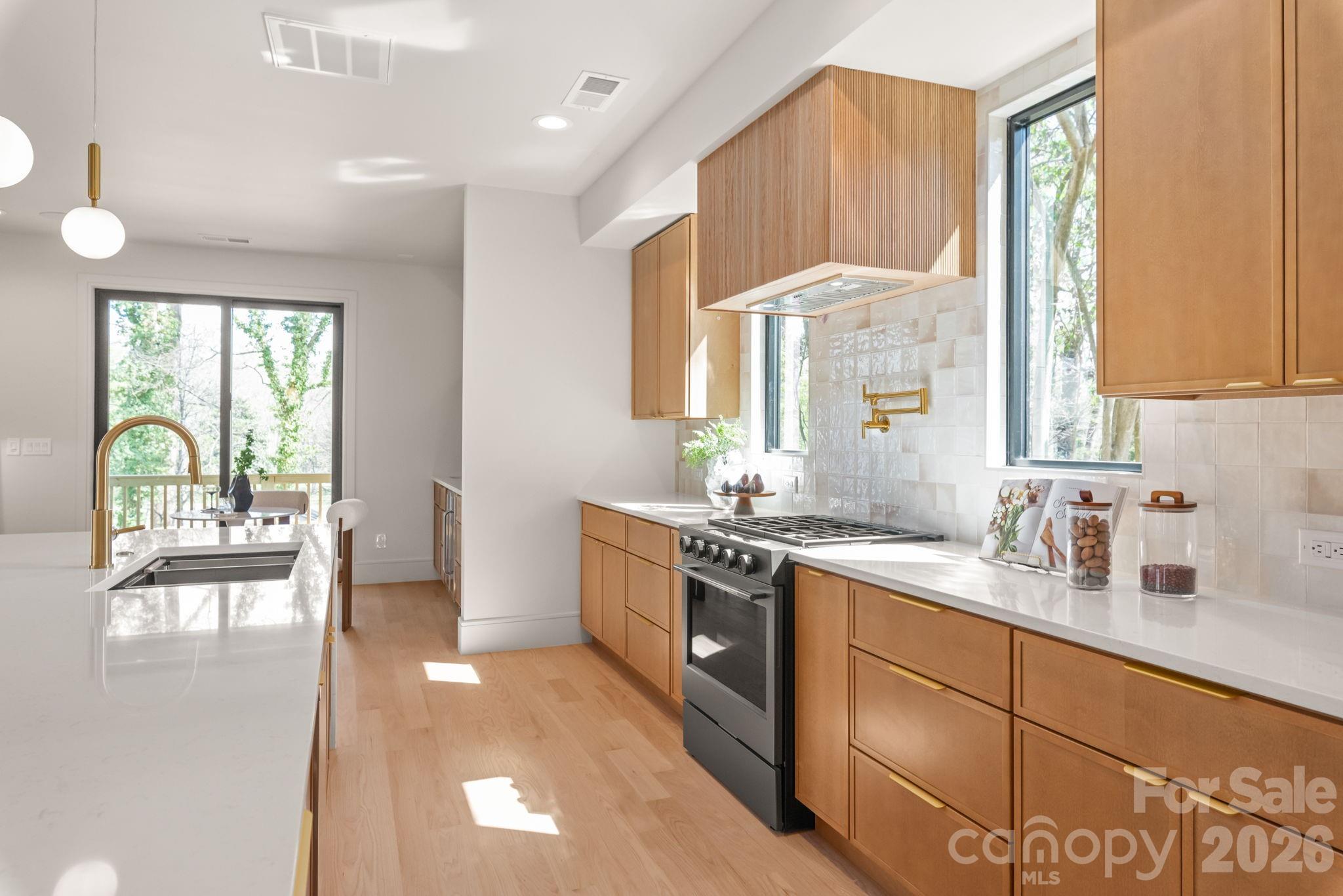 Photo 13 of 1814 Logie Avenue, Charlotte, NC