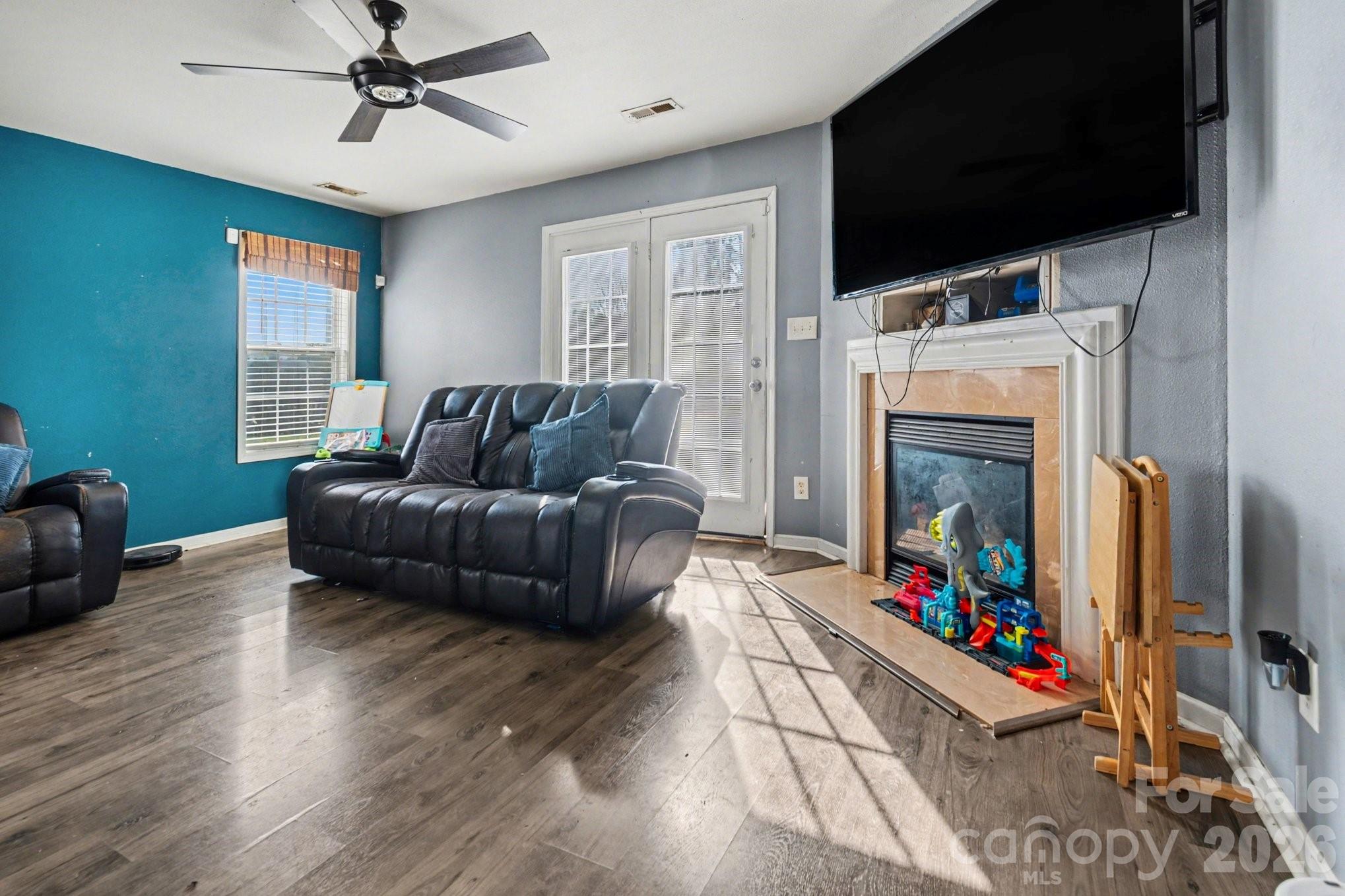 Photo 8 of 1409 Majestic Meadow Drive, Charlotte, NC