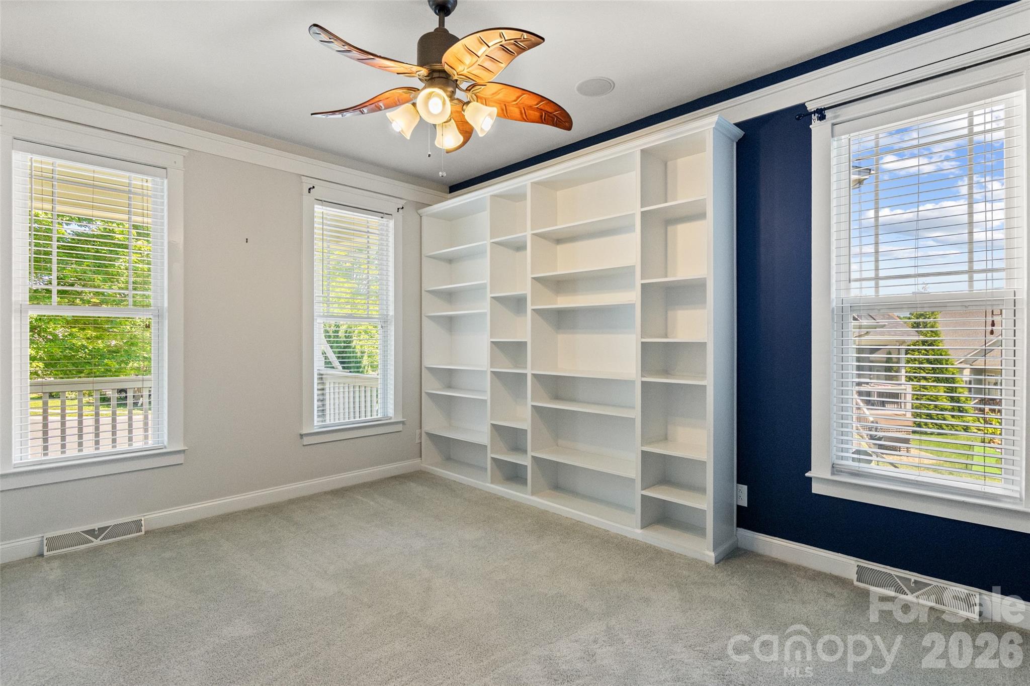 Photo 4 of 6008 Langham Court, Charlotte, NC