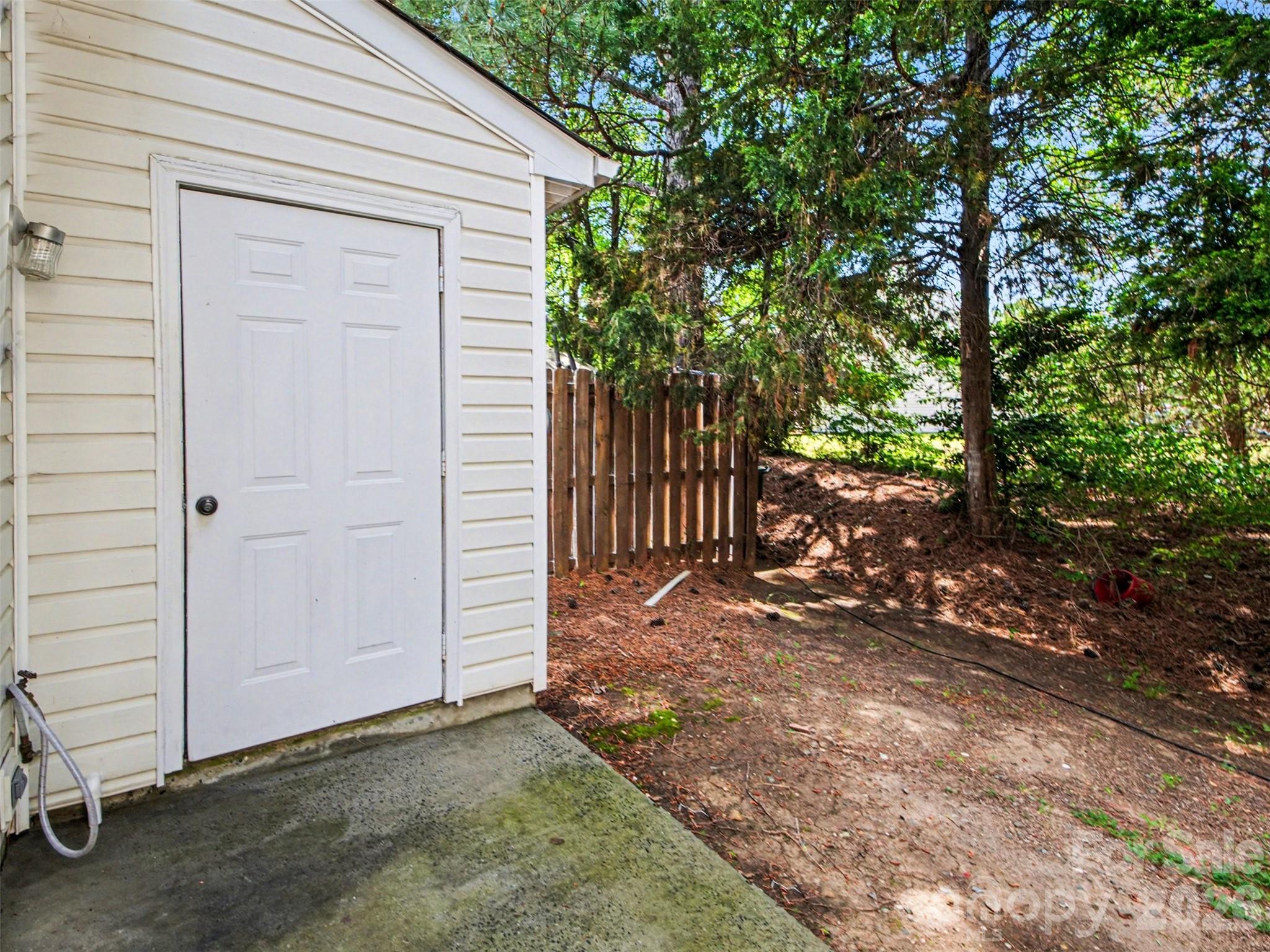 Photo 28 of 2132 Preakness Court, Charlotte, NC