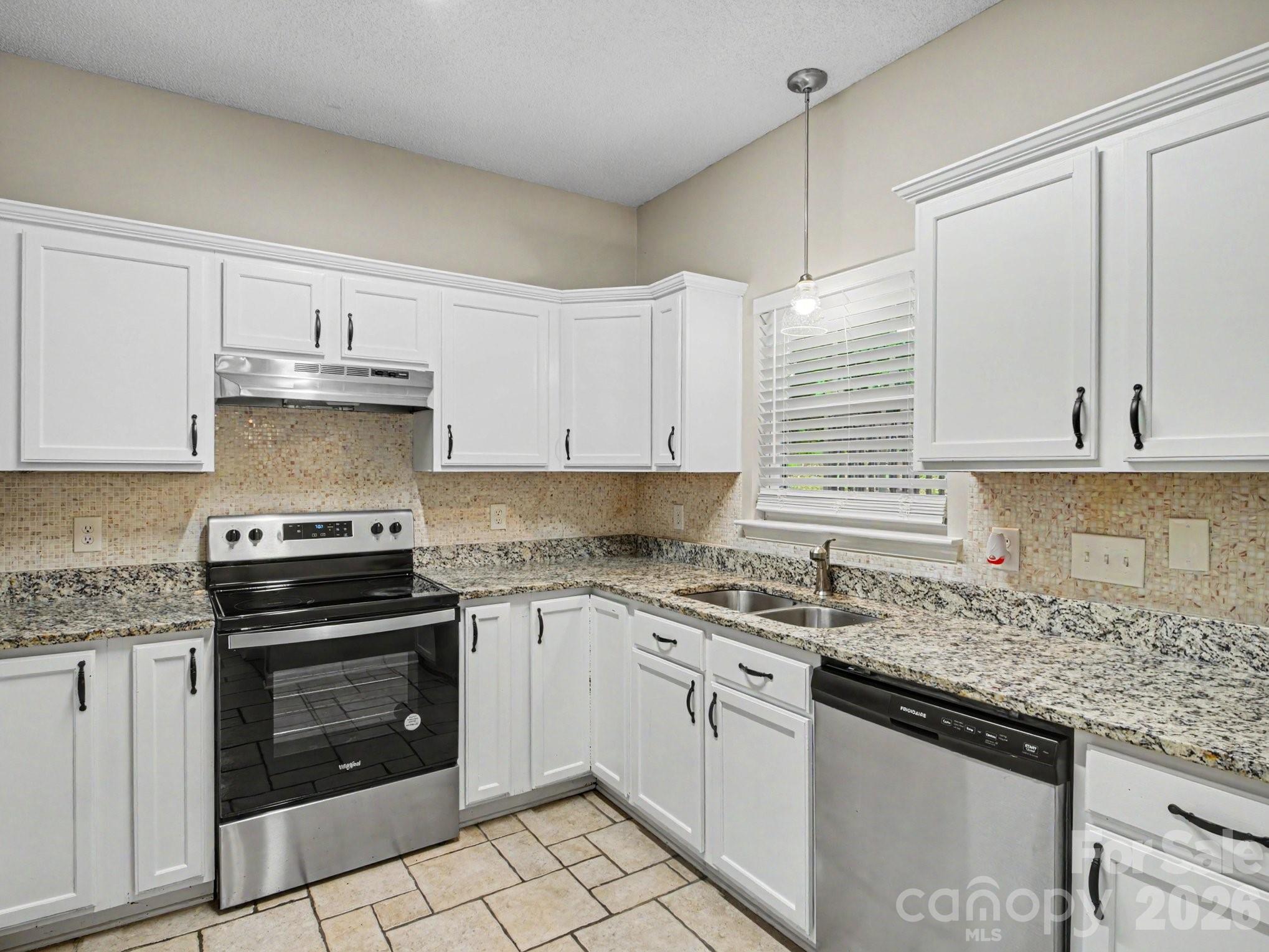 Photo 9 of 7524 Grabill Drive, Charlotte, NC