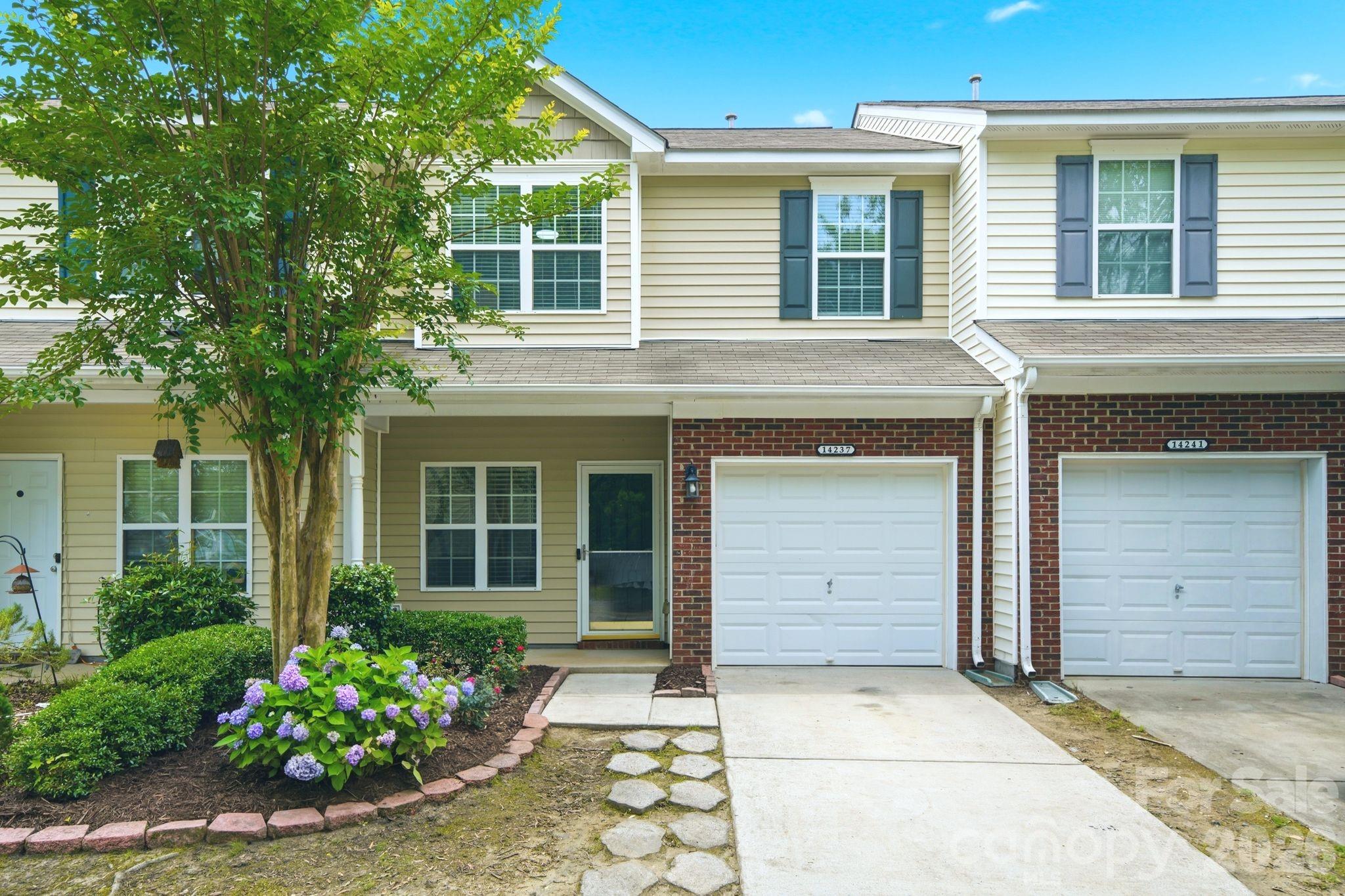 Photo 2 of 14237 Tamarack Drive, Charlotte, NC