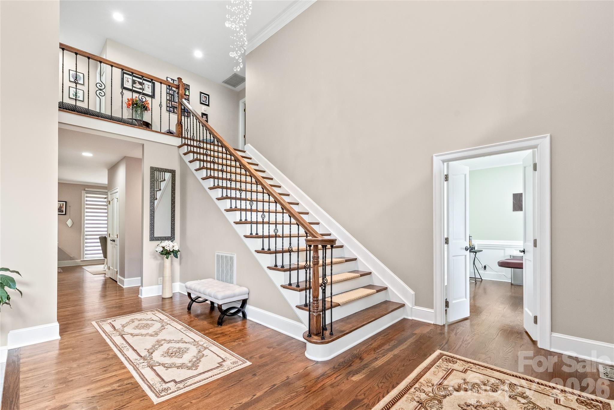 8600 Brownes Pond Lane, Charlotte, NC - photo 3 of 45