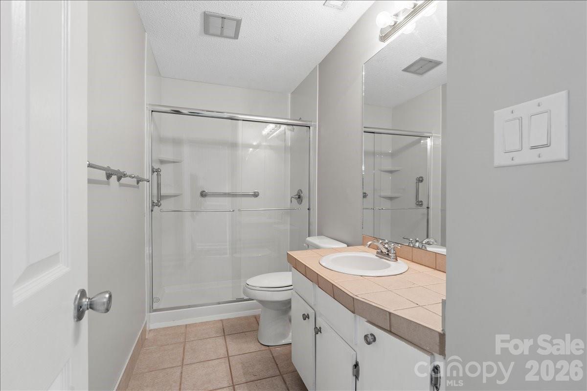 Photo 31 of 6610 Point Comfort Lane, Charlotte, NC