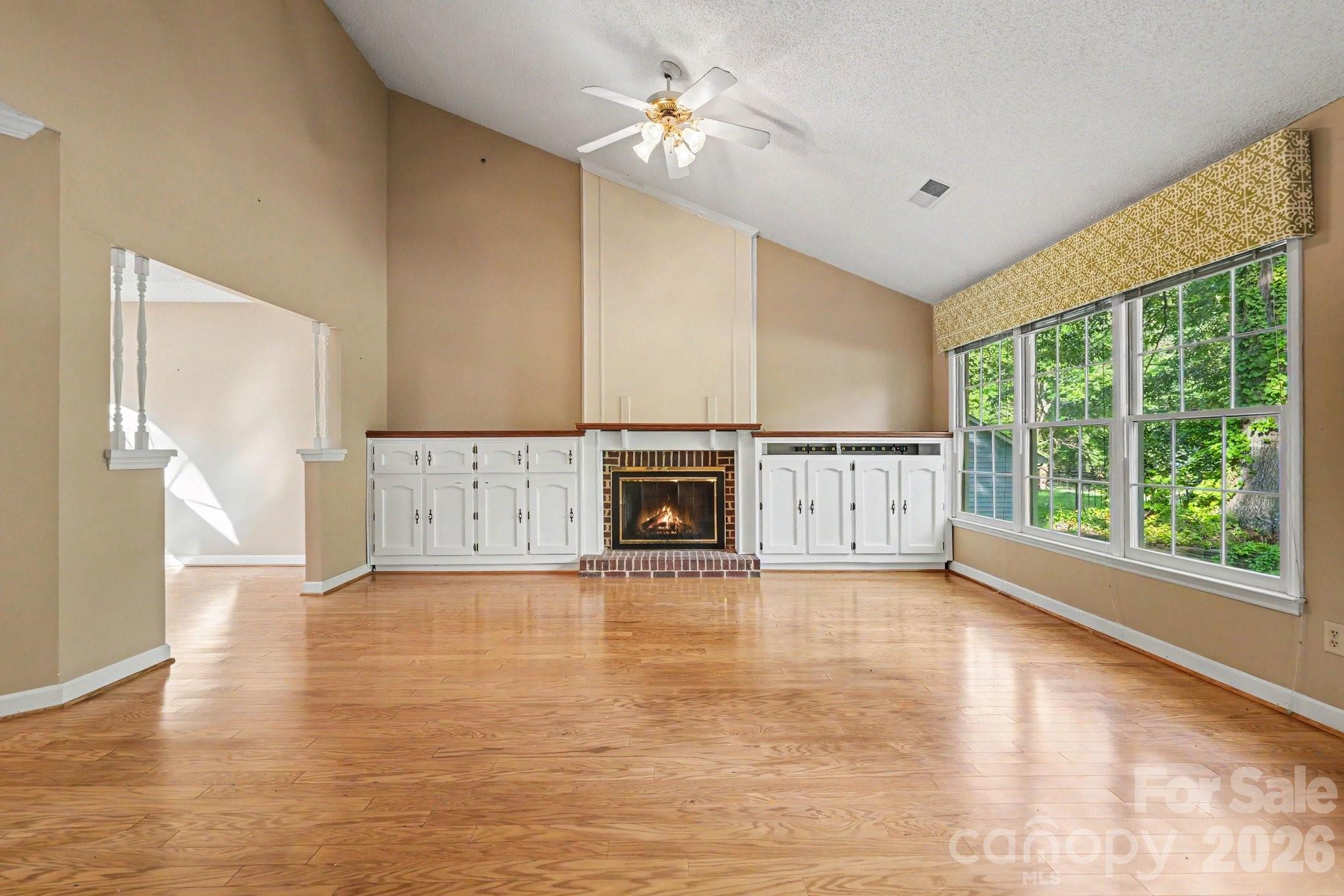 Photo 3 of 3032 Oakcroft Drive, Matthews, NC