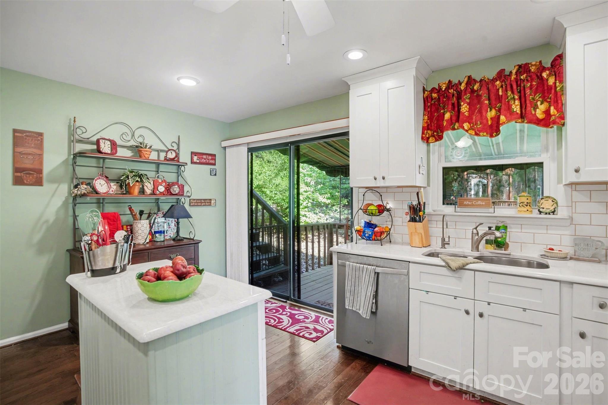 Photo 8 of 8968 St Croix Lane, Charlotte, NC