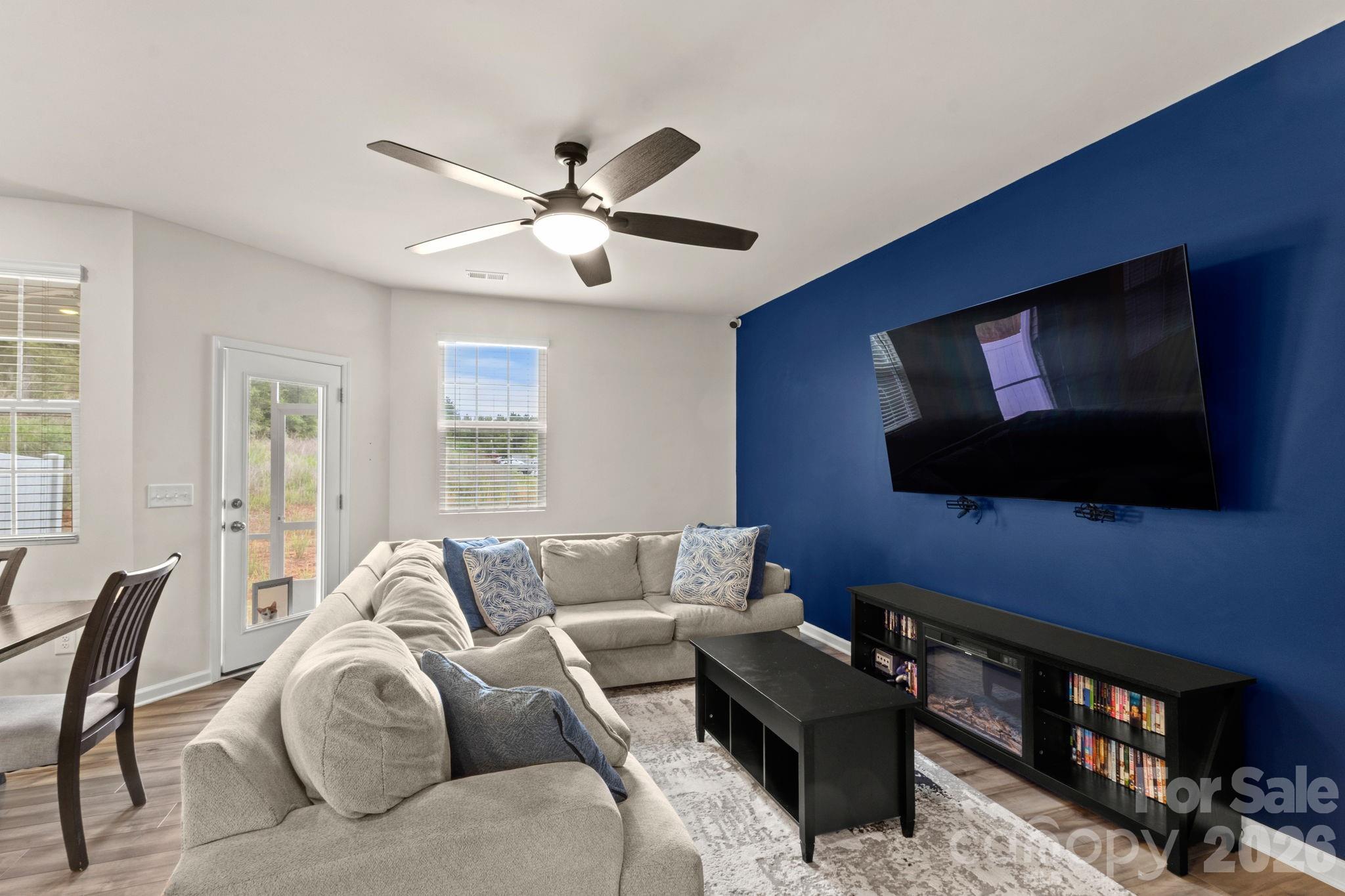 Photo 3 of 14136 Castle Nook Drive, Charlotte, NC