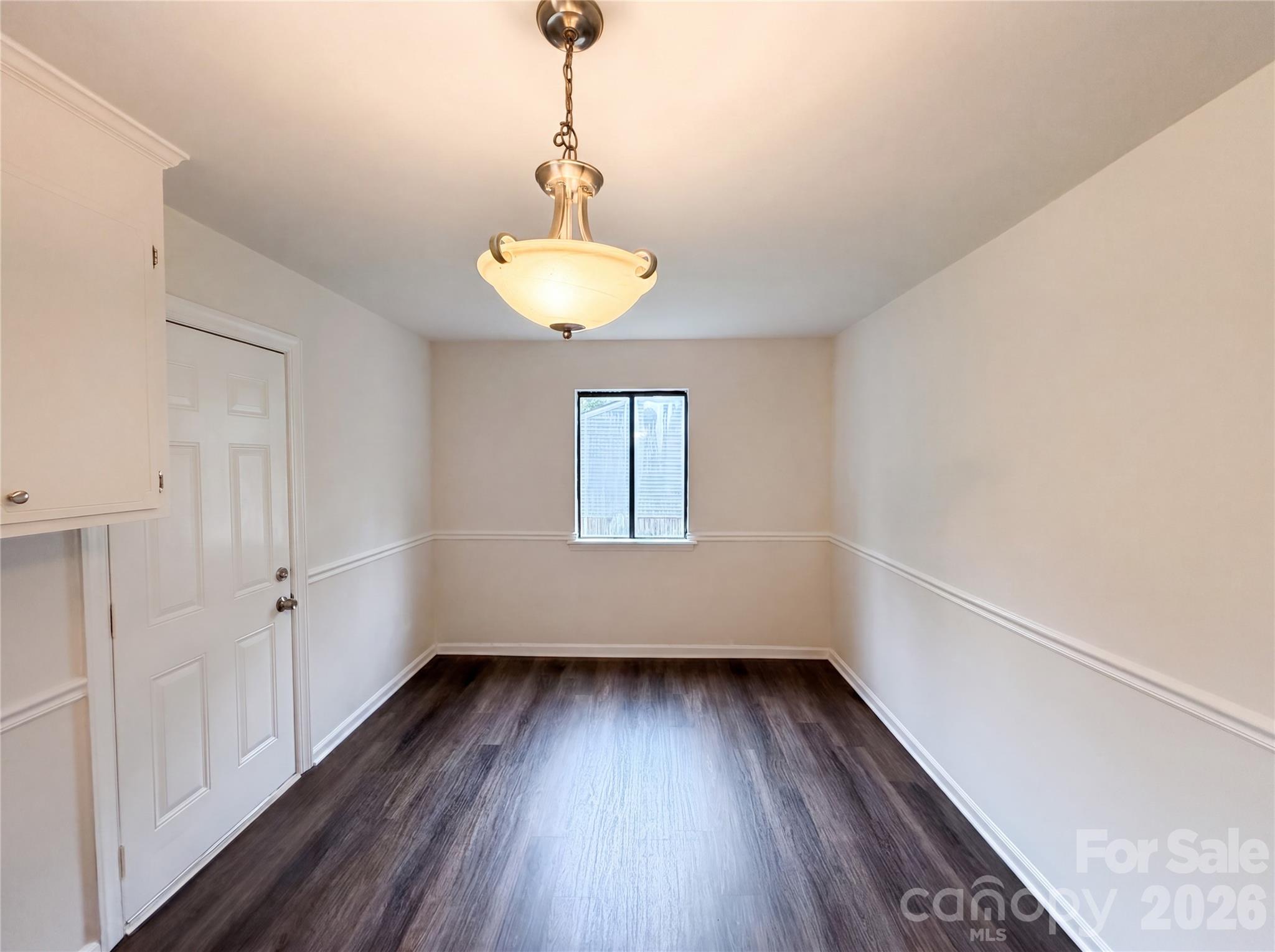 Photo 6 of 10015 Garth Wood Road, Charlotte, NC