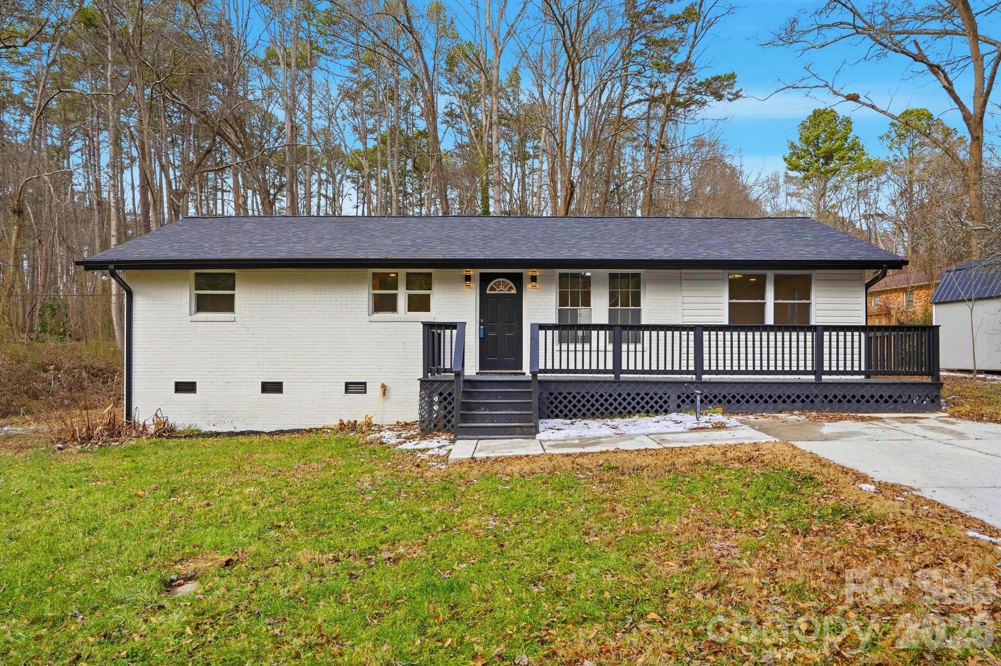 704 W Border Street, Dallas, NC