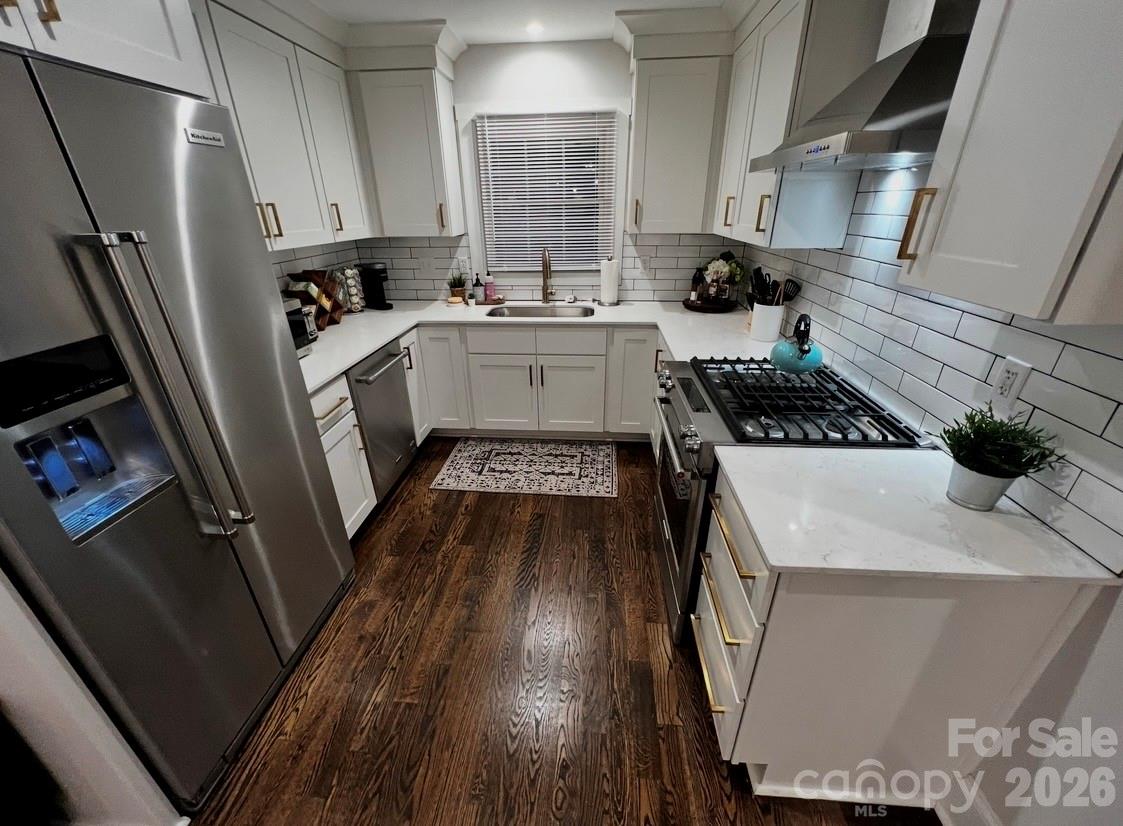 Photo 8 of 523 Kenlough Drive, Charlotte, NC