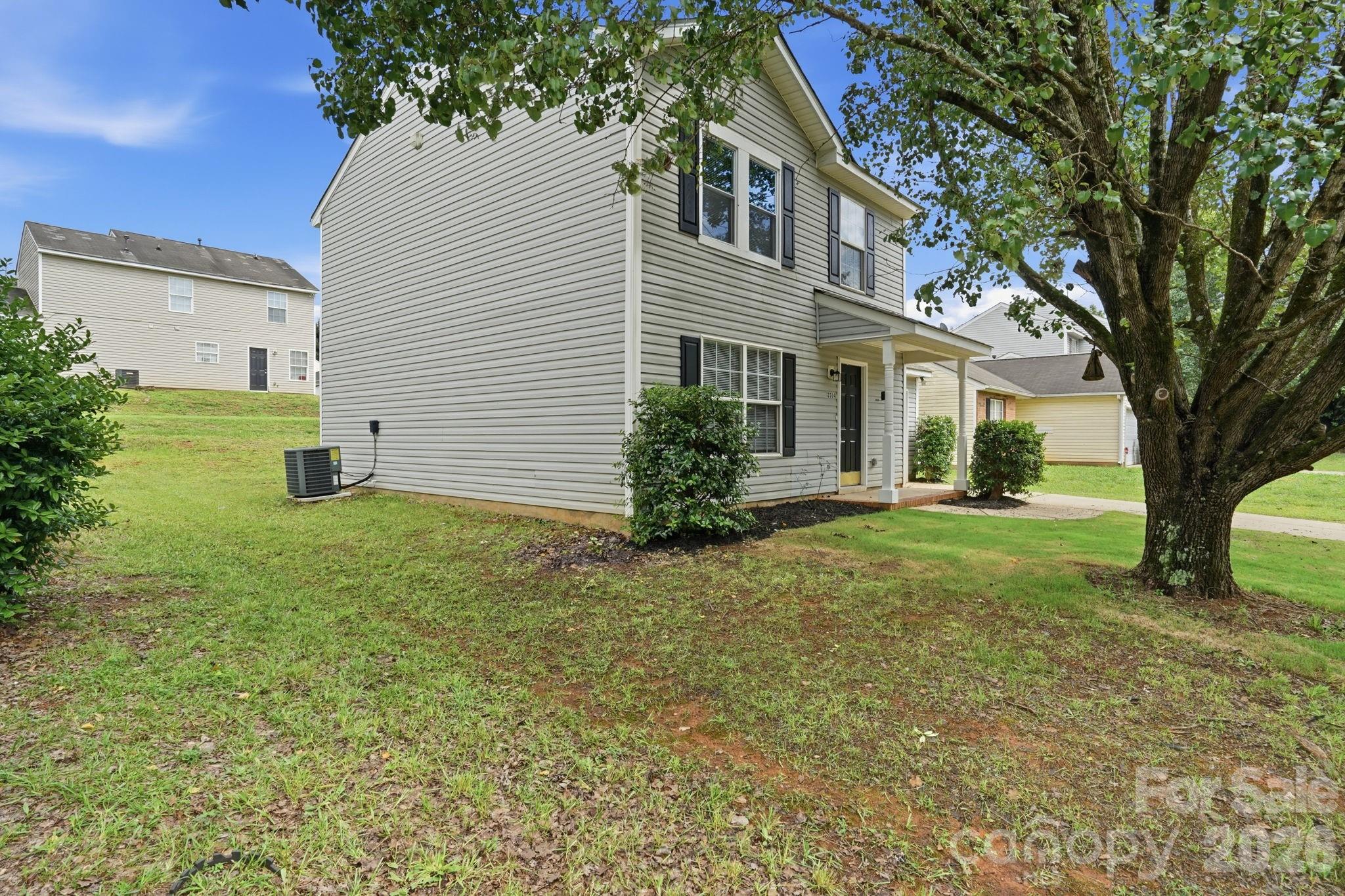 Photo 3 of 2314 Hope Valley Lane, Charlotte, NC
