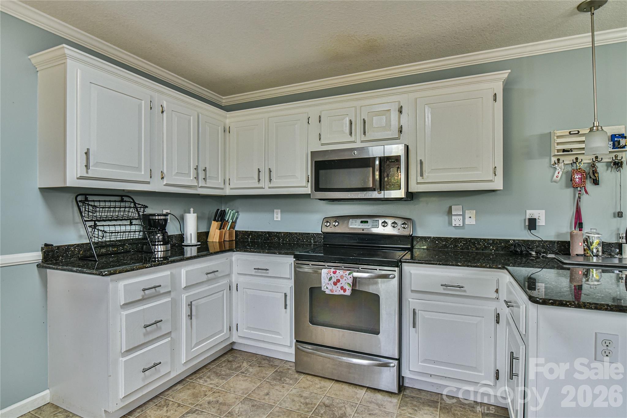 116 Kay Road, Flat Rock, NC - photo 10 of 35