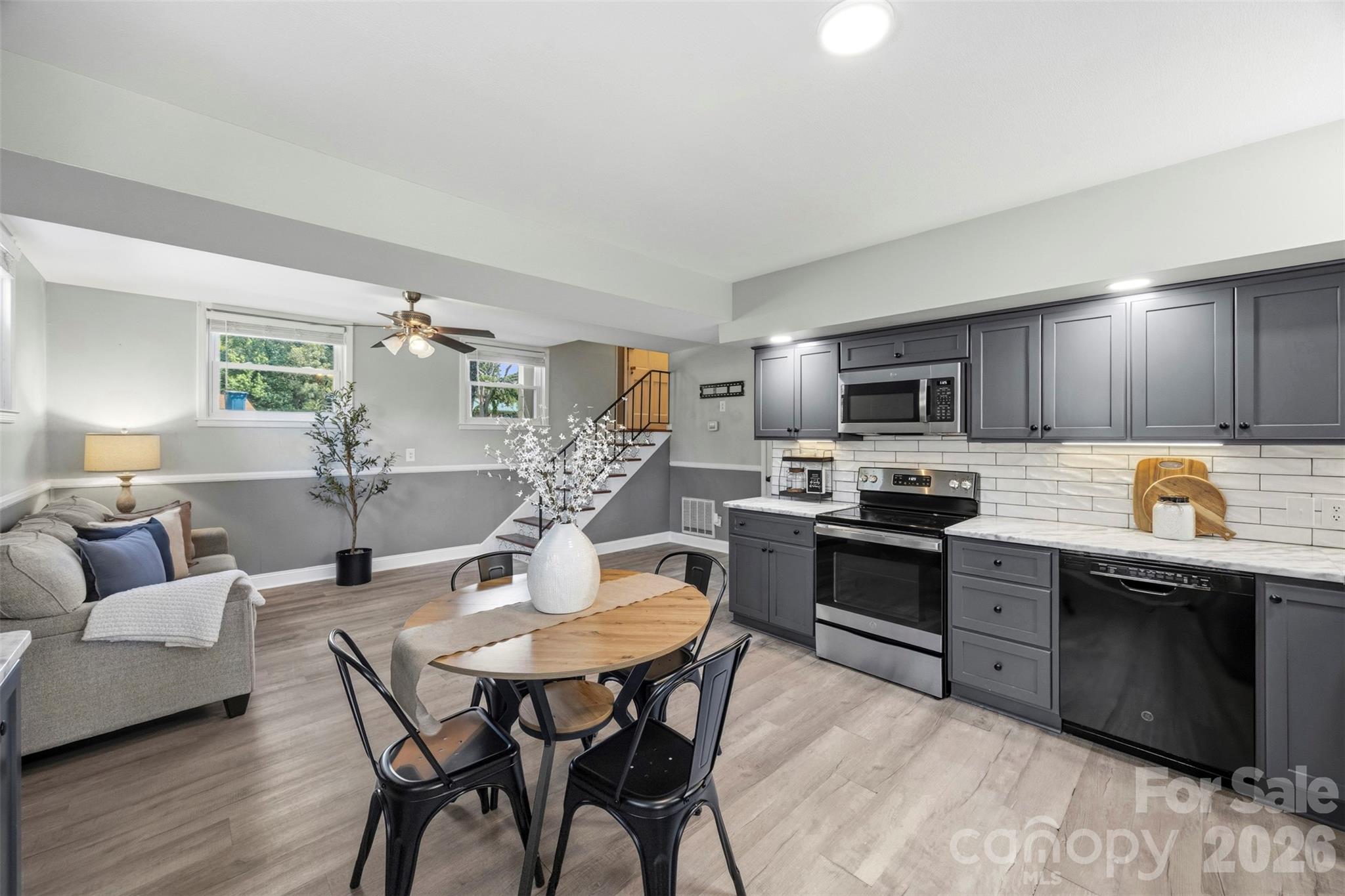 Photo 4 of 3806 Amsbury Road, Concord, NC