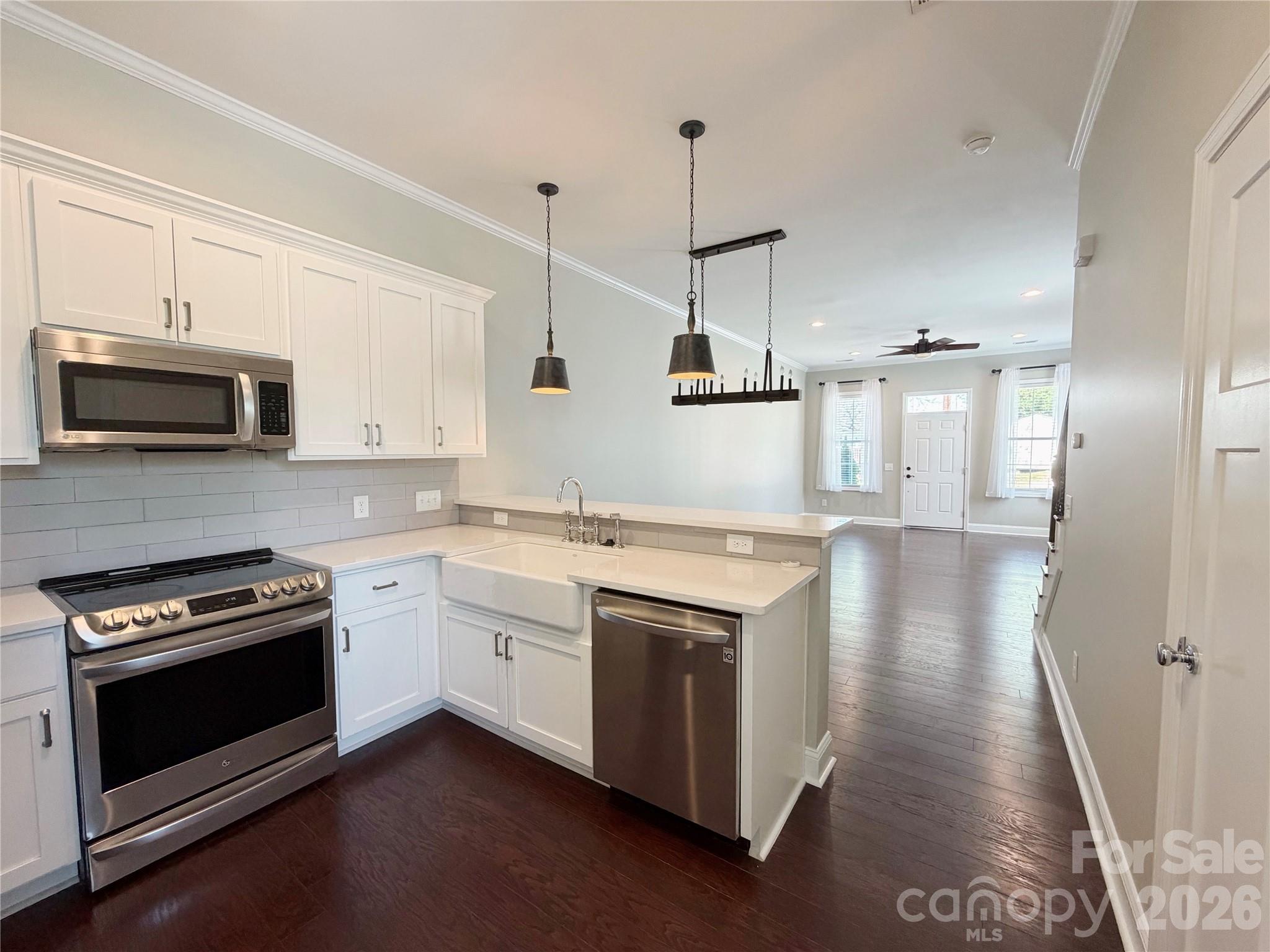229 W G Street, Kannapolis, NC - photo 7 of 24