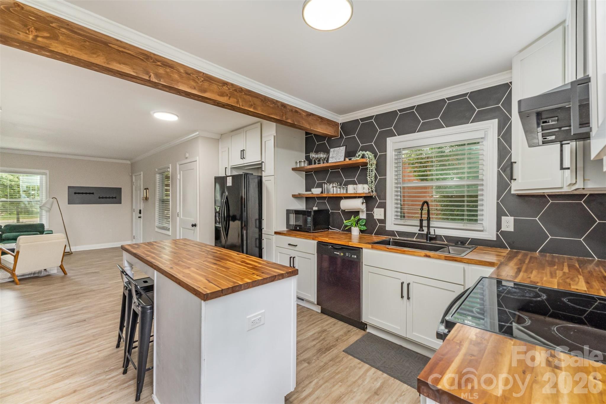 Photo 5 of 2601 Ashley Road, Charlotte, NC