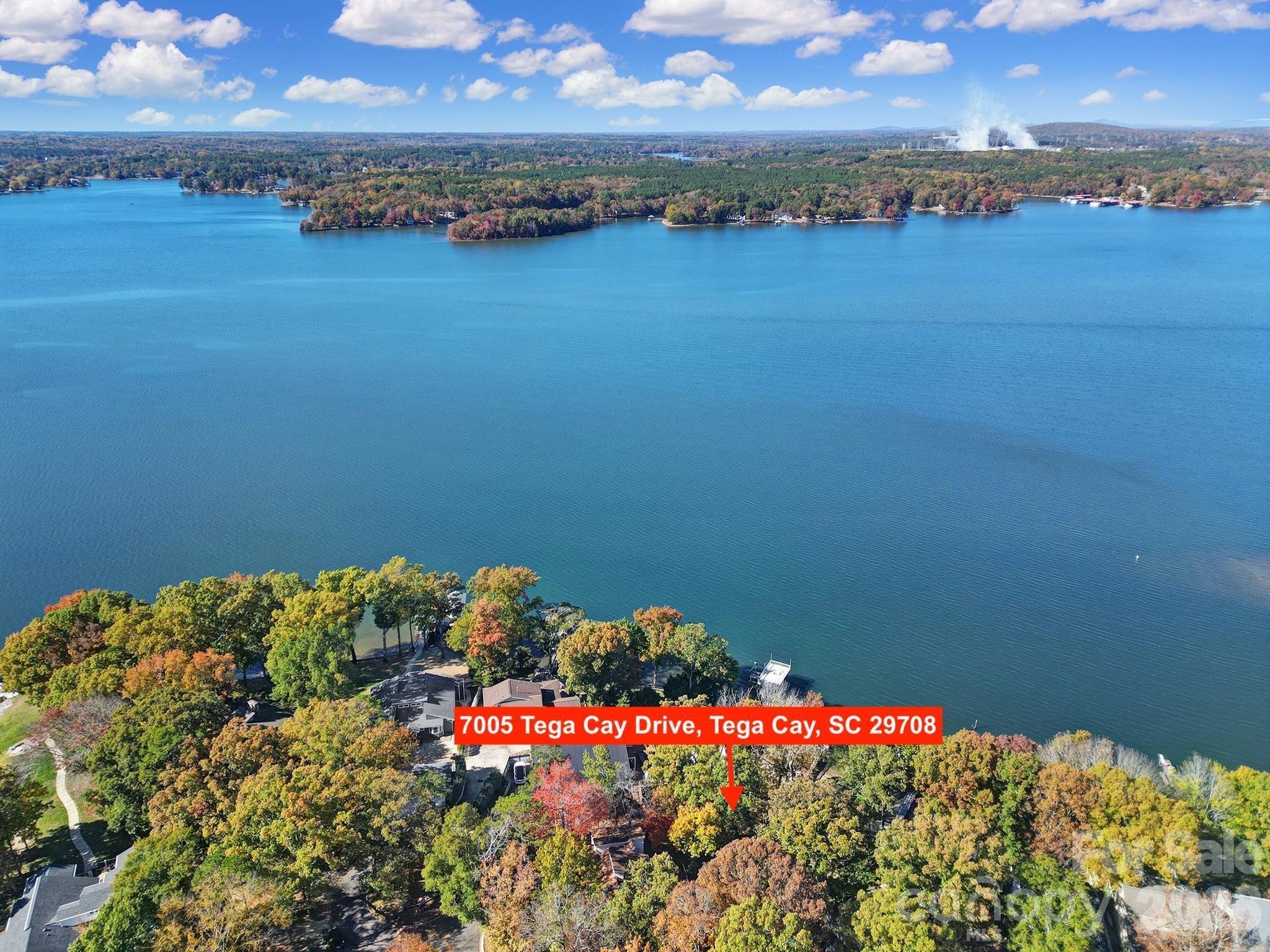 7005 Tega Cay Drive, Tega Cay, SC