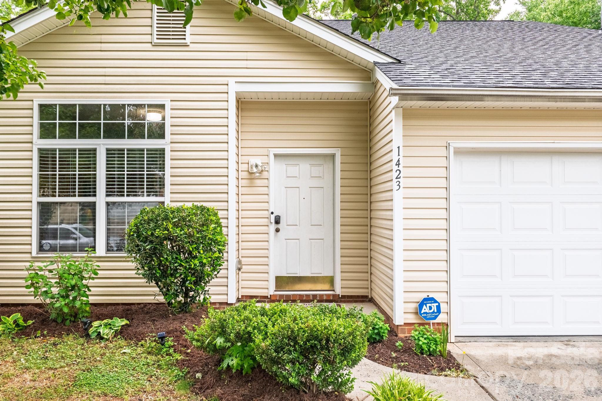 Photo 3 of 1423 Quail Street, Charlotte, NC