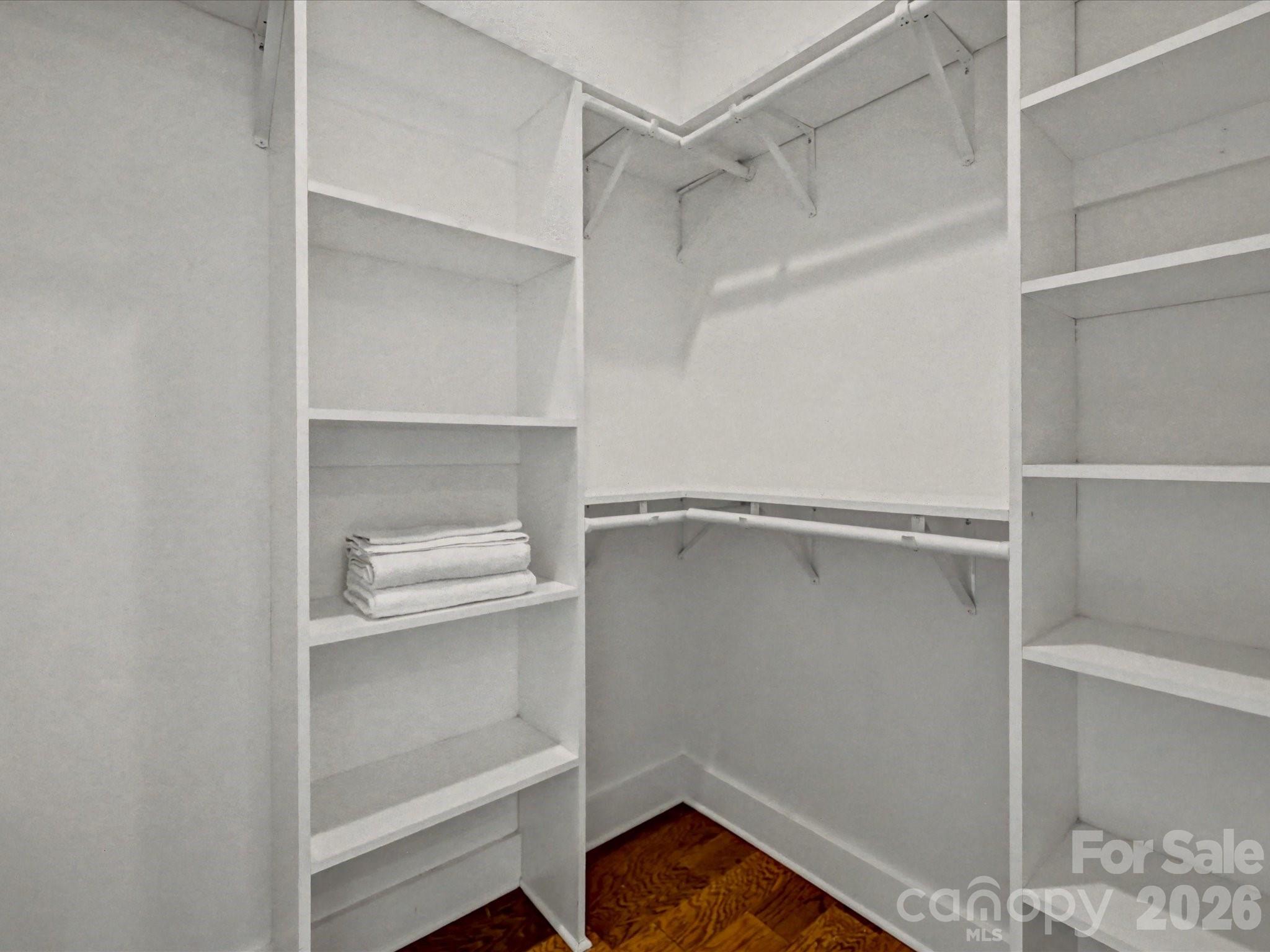 139 S Bruns Avenue, Charlotte, NC - photo 18 of 34