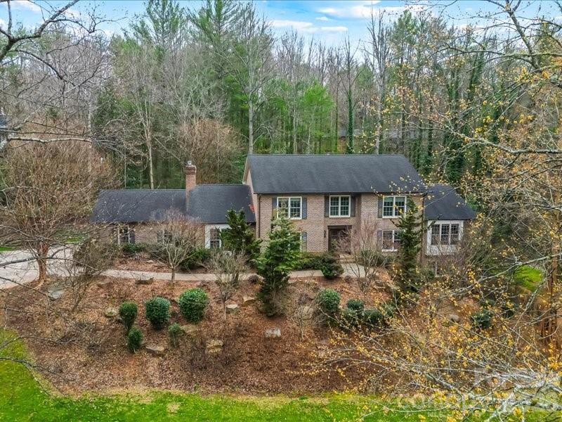 Photo 3 of 112 Parkland Street, Morganton, NC