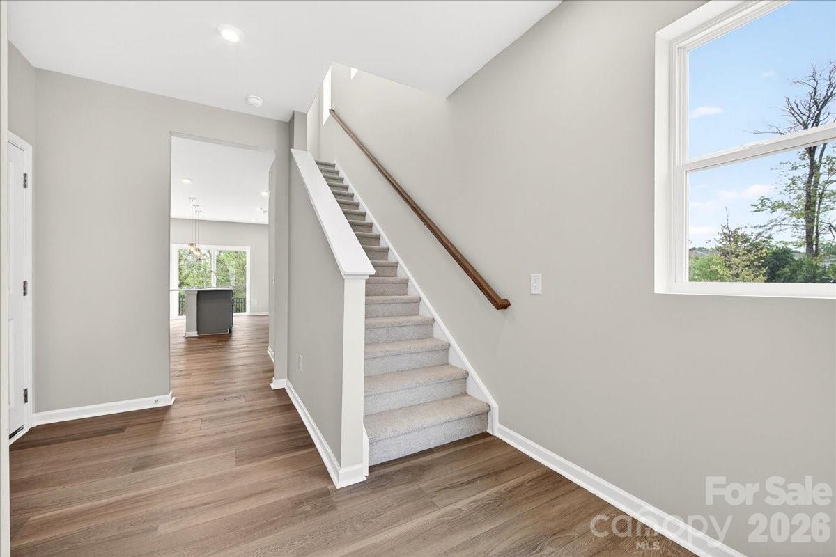 Photo 4 of 6057 Longar Lane, Charlotte, NC