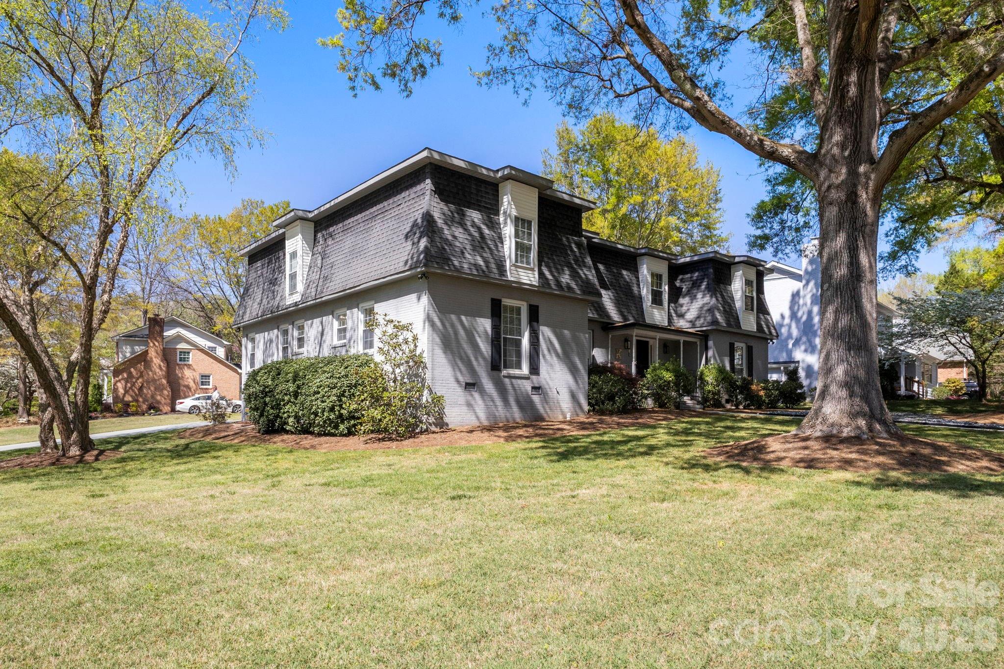 Photo 2 of 6116 Old Providence Road, Charlotte, NC